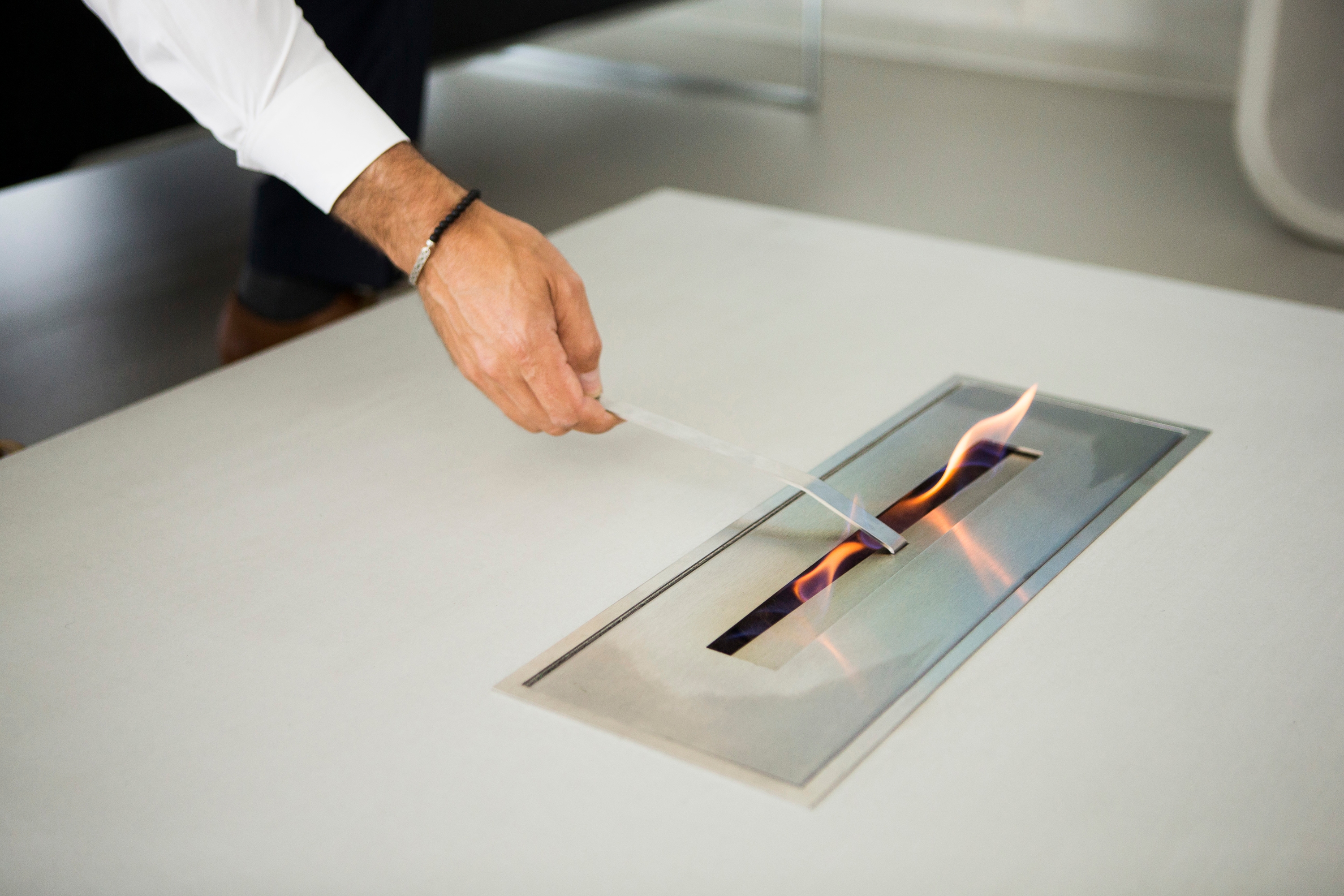 TABULA CUBICULO IGNIS - Coffee tables from CO33 by Gregor Uhlmann ...