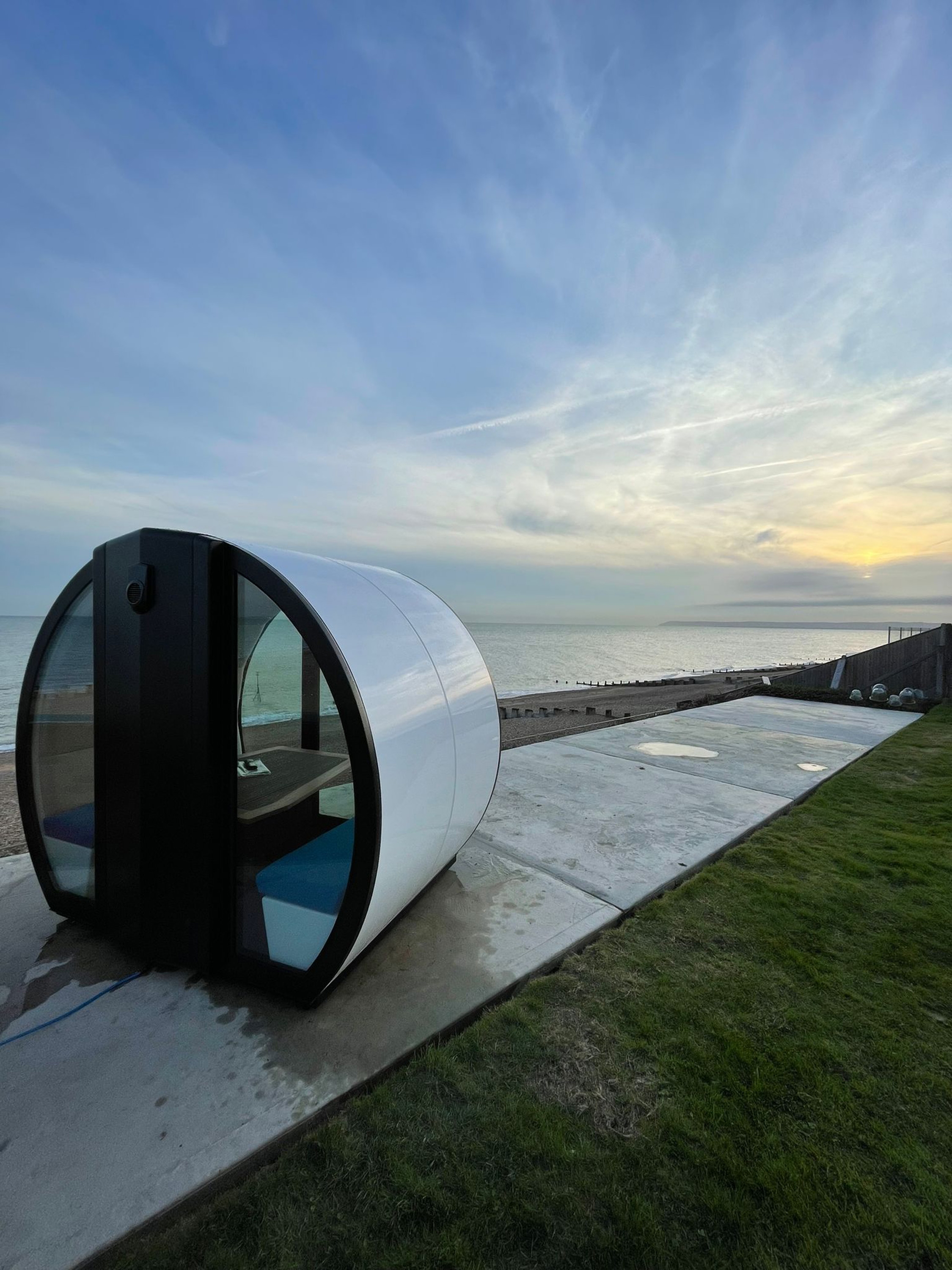 4 PERSON OPEN OUTDOOR POD - Sound absorbing architectural systems from ...