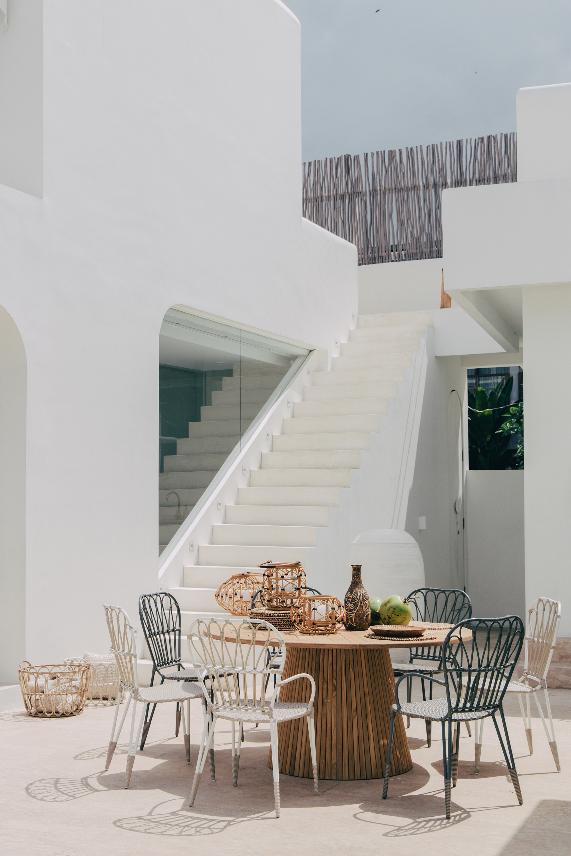 TINO ROUND TABLE 150 - Dining tables from cbdesign | Architonic