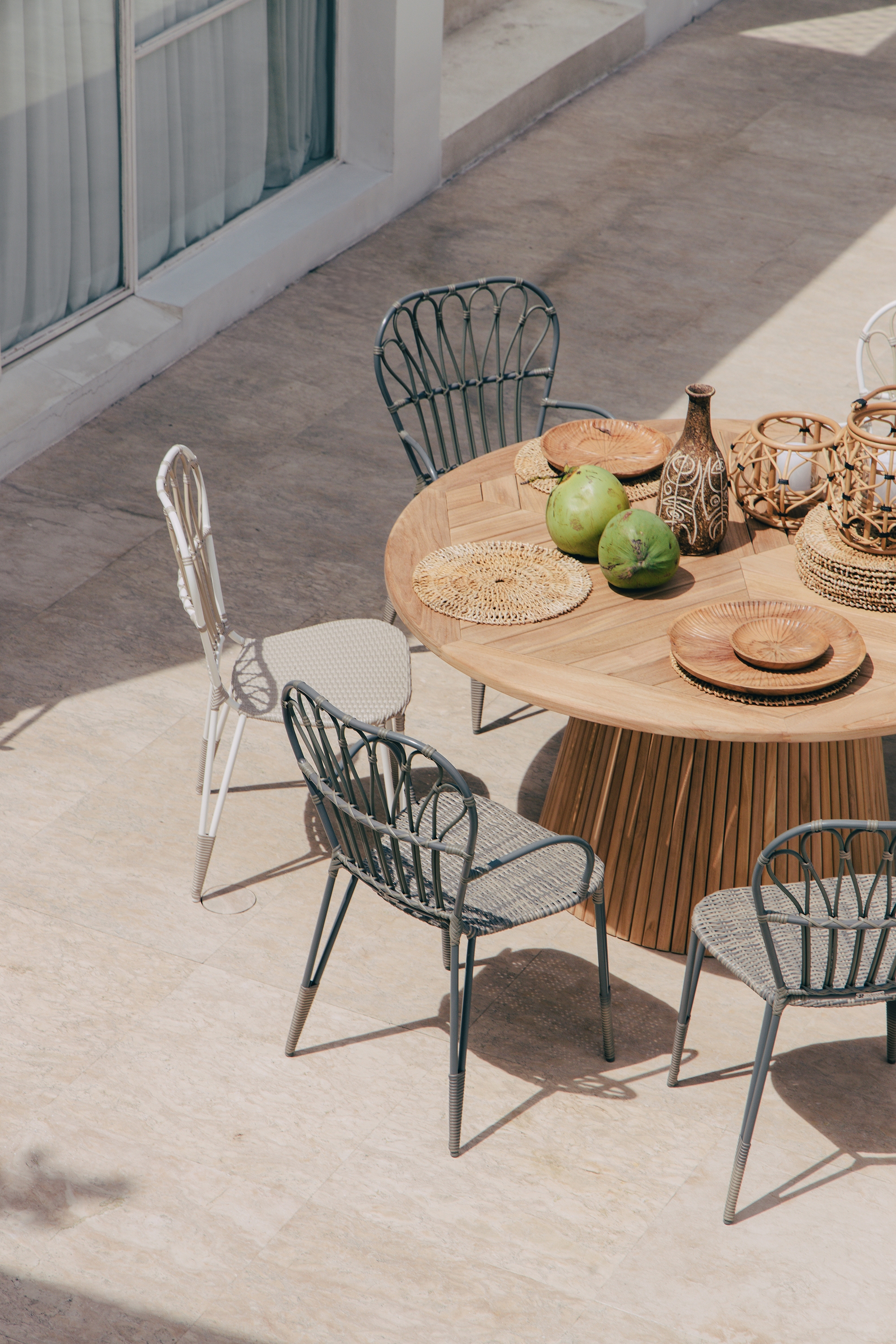 TINO ROUND TABLE 150 - Dining tables from cbdesign | Architonic