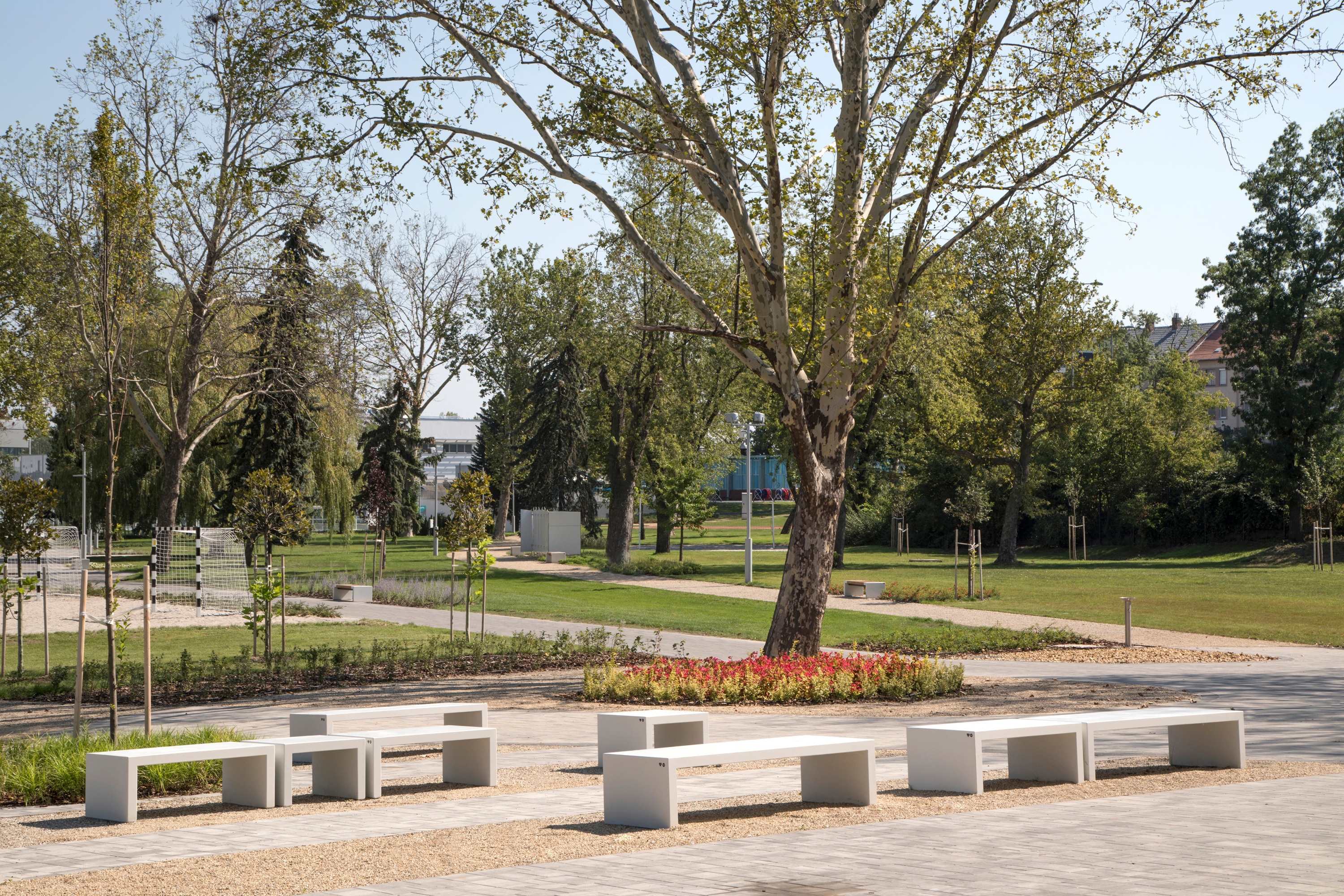 LINER | CONCRETE BENCH - Benches from VPI Concrete | Architonic