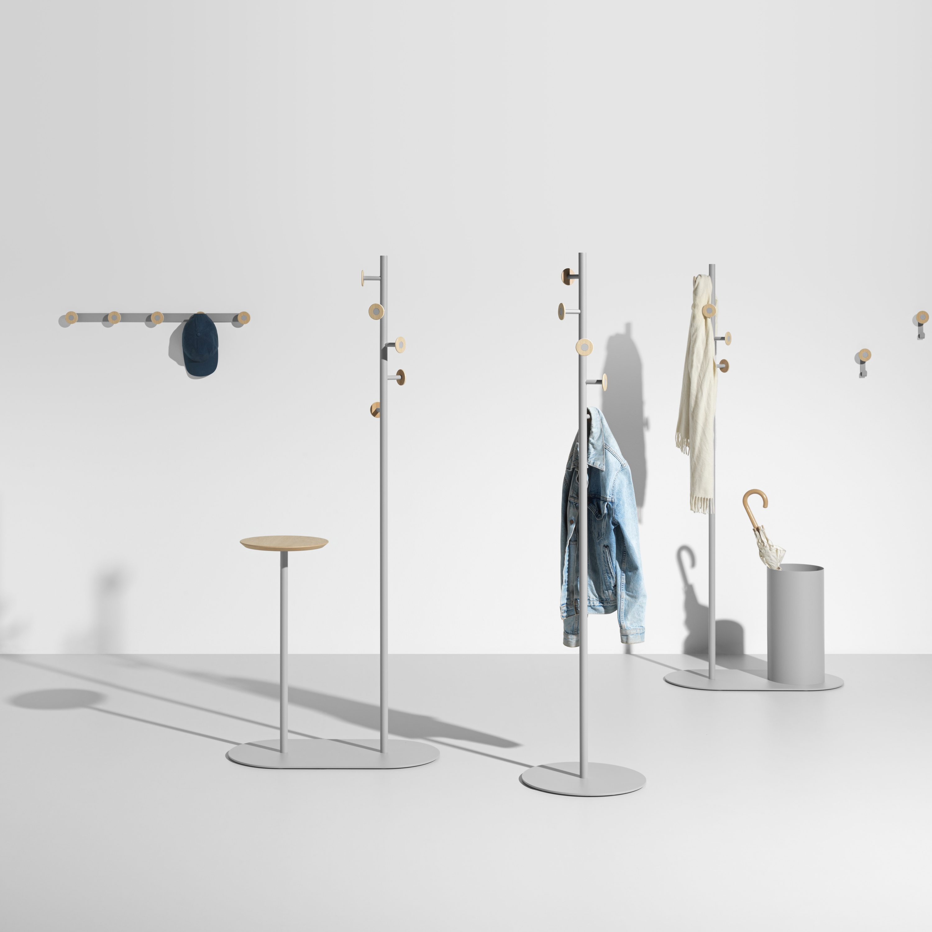 BLOOM WALL MOUNTED COAT RACK ARCTIC BLUE – Patères de MIZETTO | Architonic