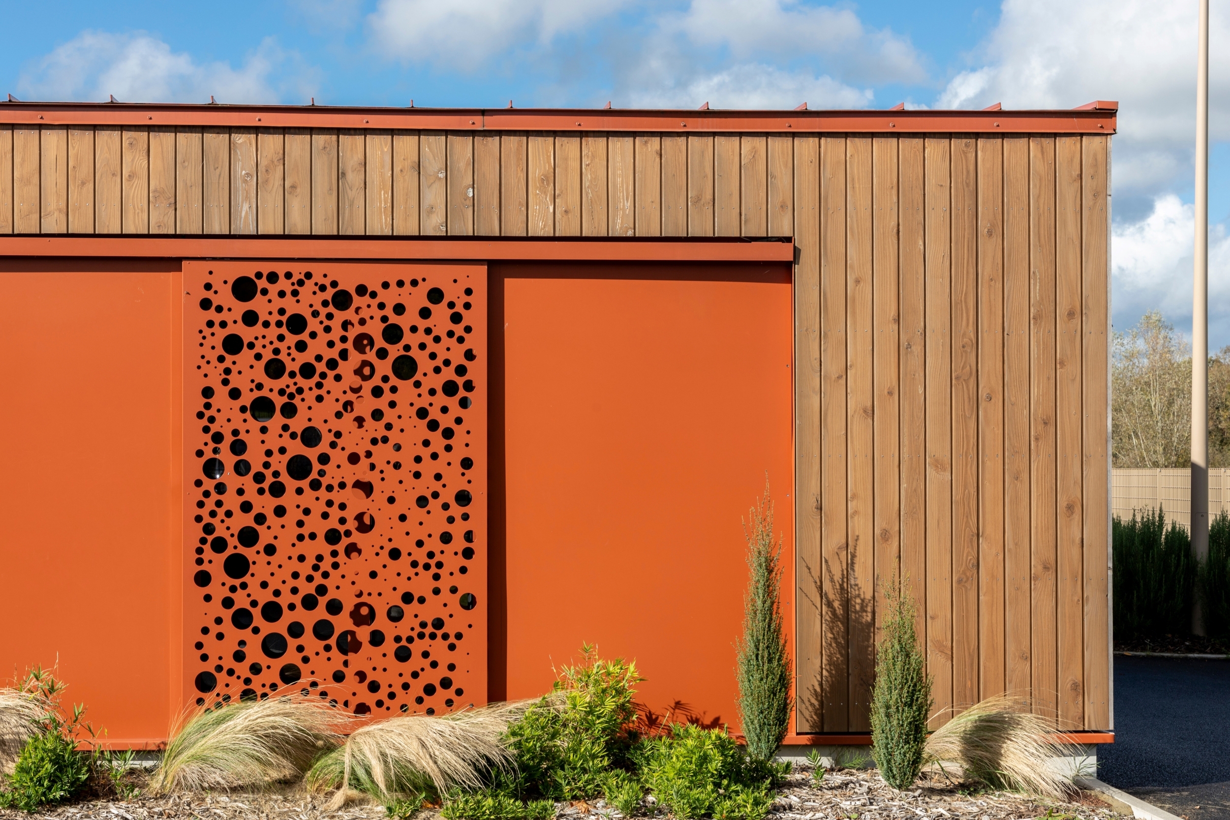 VOLETS BATTANTS – Volets de Schenker Storen AG | Architonic