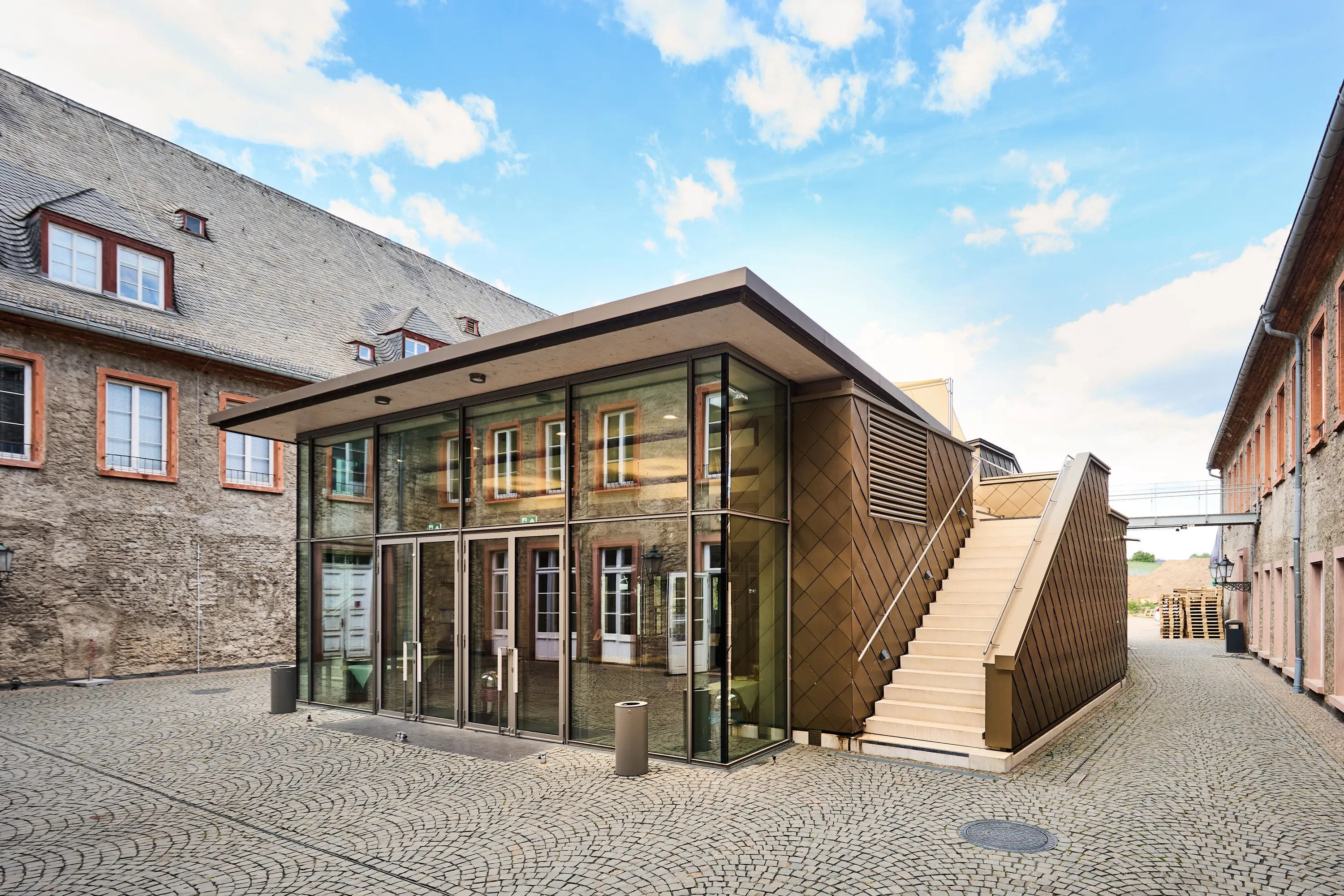 STANDING SEAM & SHINGLE METAL FACADE - Facade systems from Kalzip ...