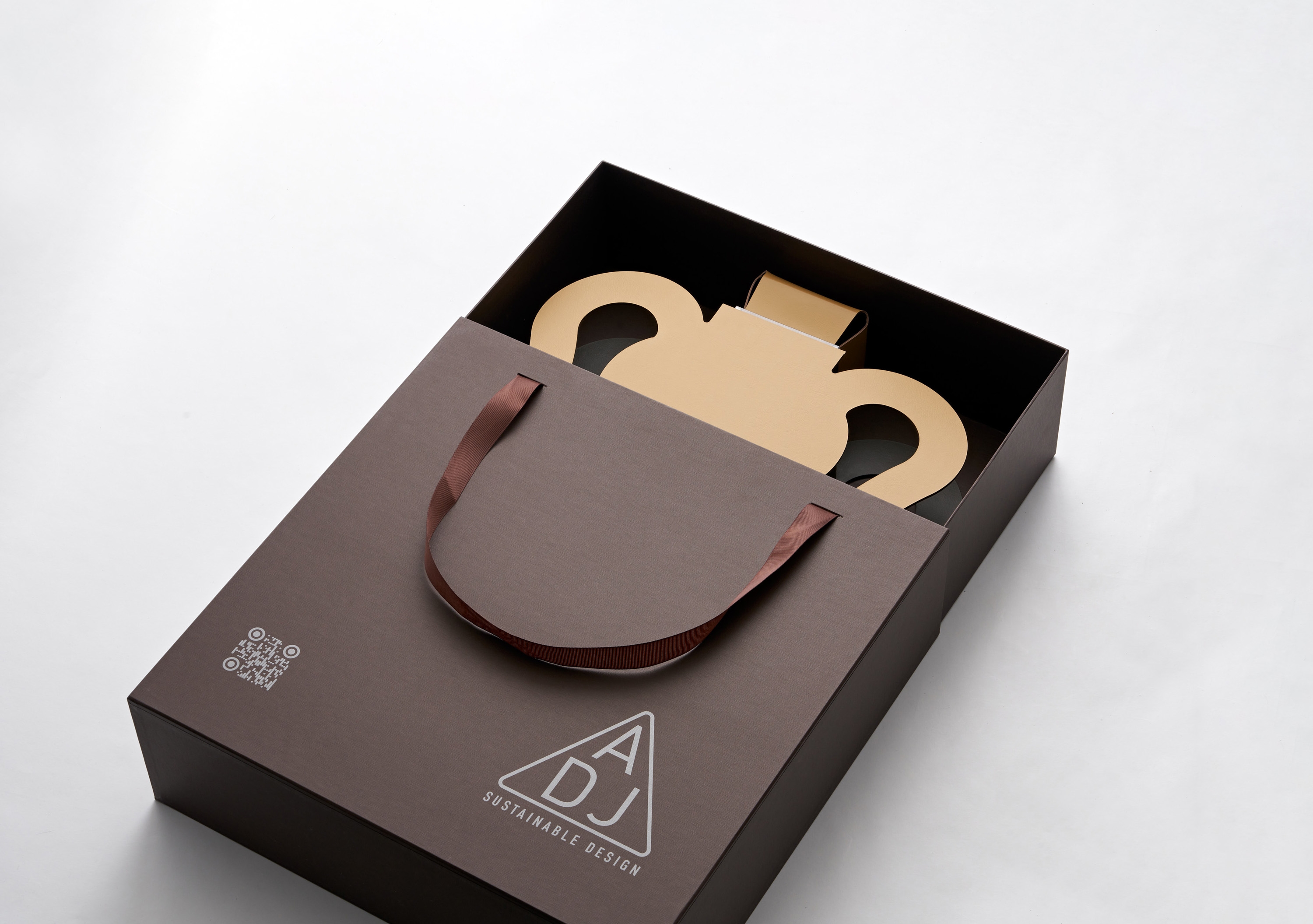 VASE OTTO MOD. 01.1 - Vases from ADJ Style | Architonic