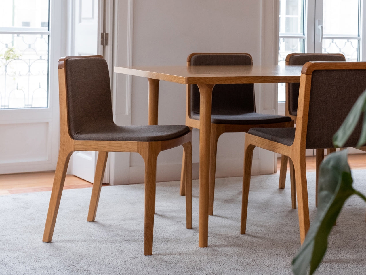 CAST TABLE - MINIMALIST MODERN TABLE OVAL - Dining tables from MOR ...