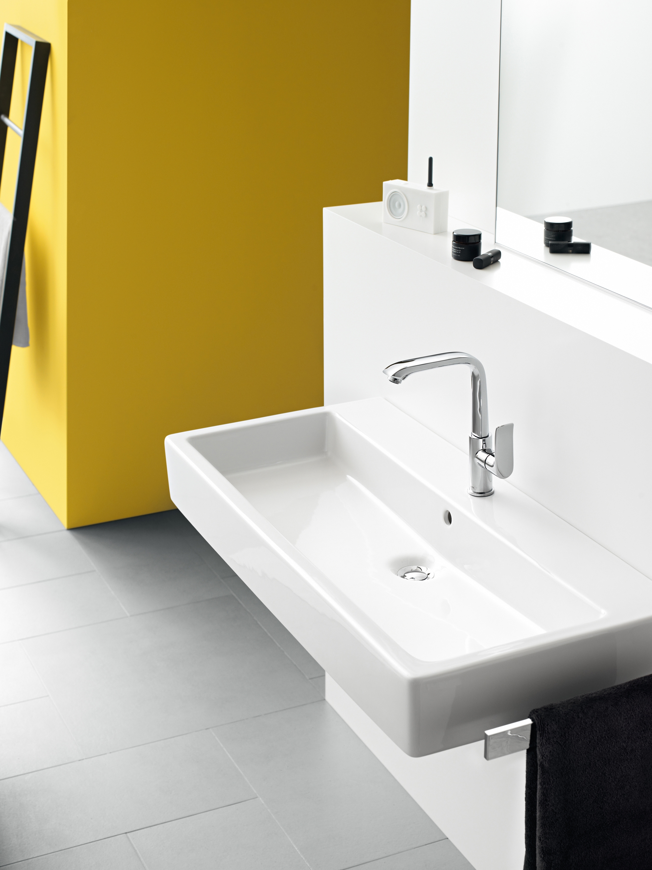 HANSGROHE METRIS BIDETTE 1JET HAND SHOWER/ METRIS SINGLE LEVER BASIN ...