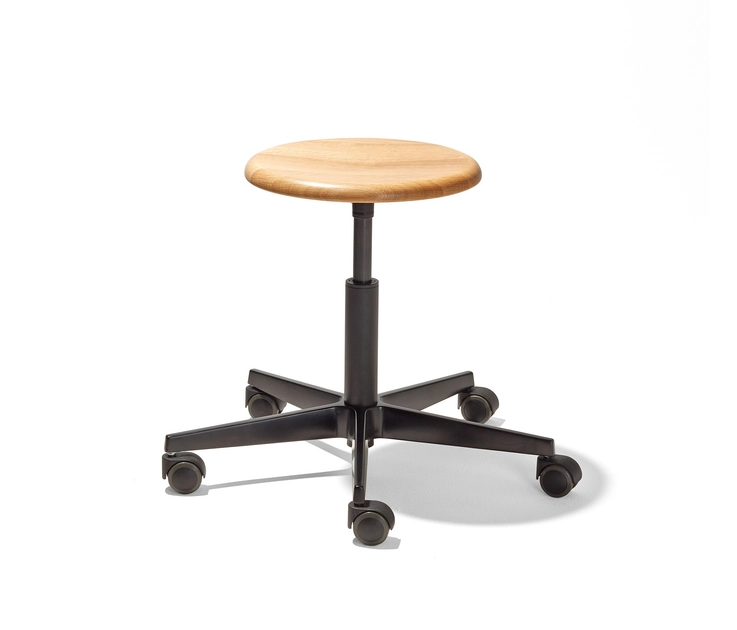 MR. ROUND SWIVEL STOOL - Swivel stools from Richard Lampert | Architonic