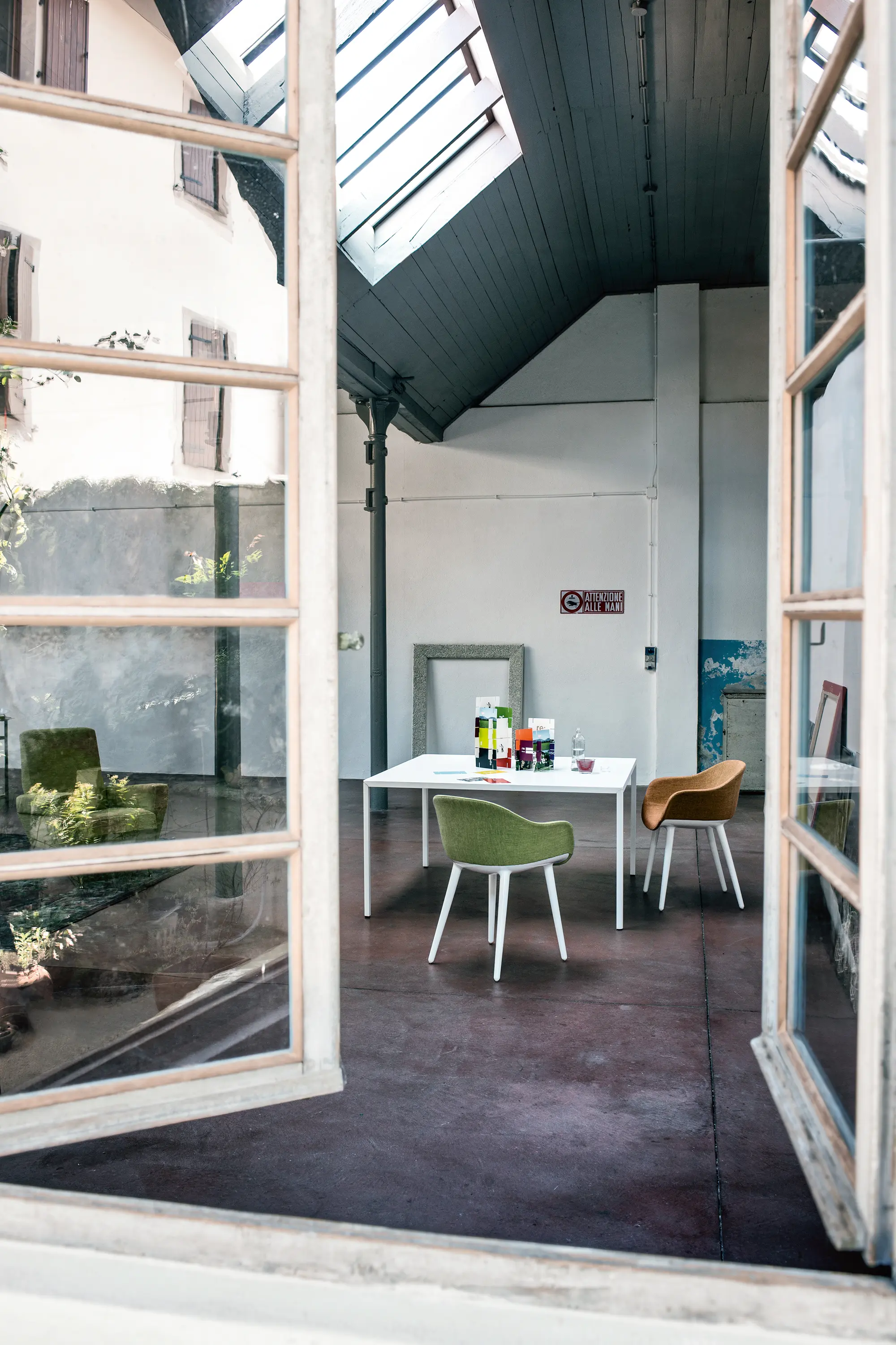 CYBORG LADY - Chairs from Magis | Architonic