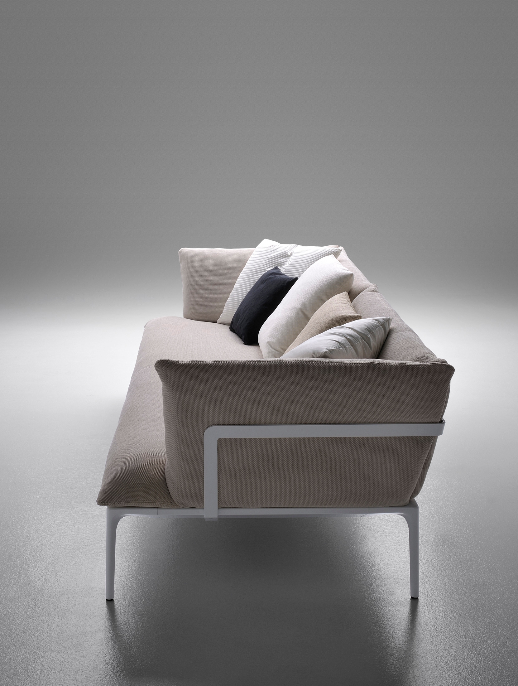 YALE X SOFA - Sofas from MDF Italia | Architonic