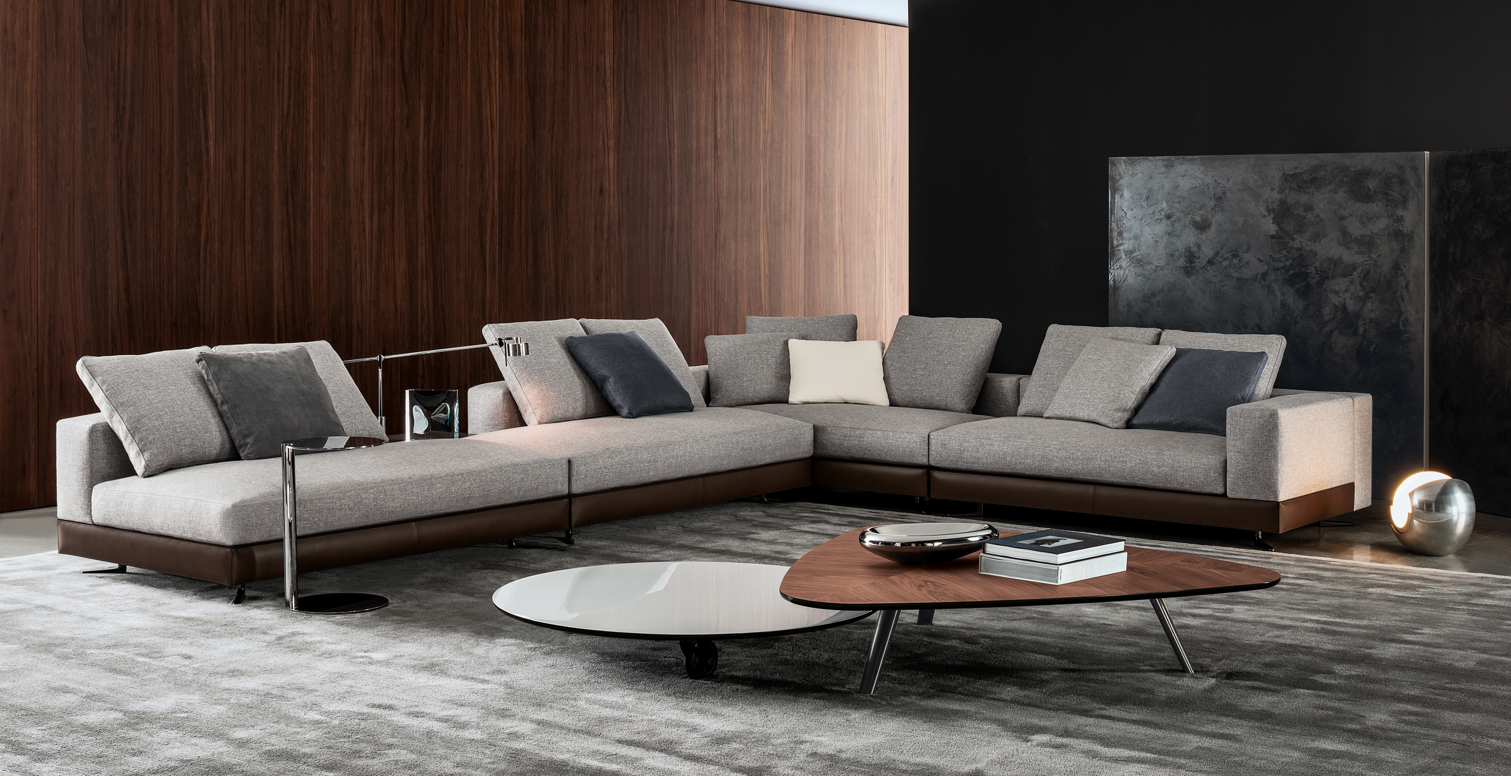 WHITE SADDE-HIDE - Sofas from Minotti | Architonic
