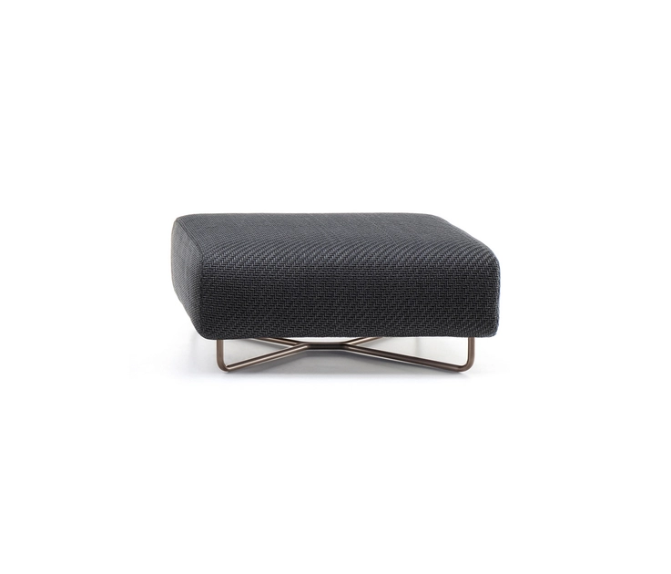SUNRAY LUKE - Poufs from Minotti | Architonic