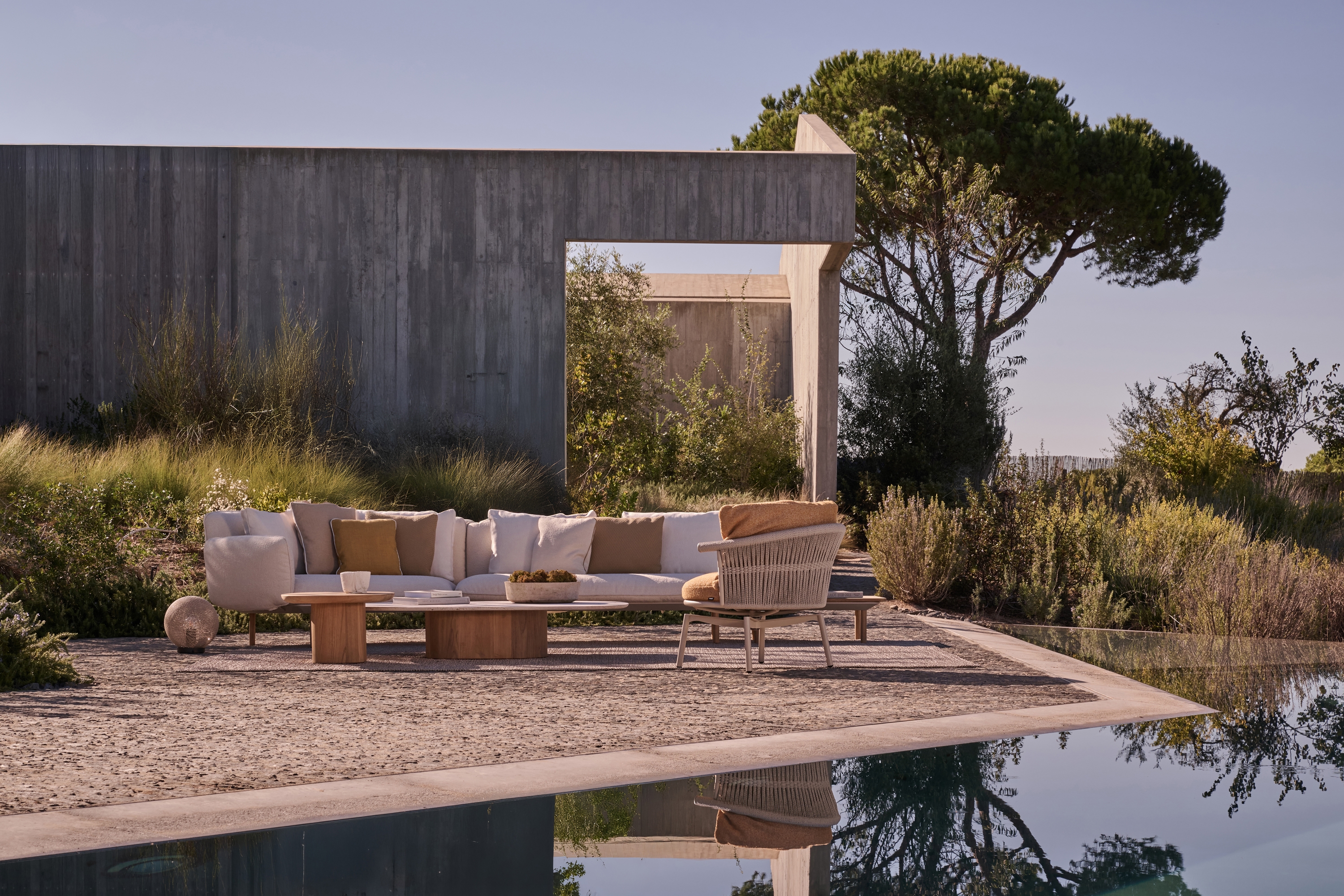 SOFÁ SENJA ORGÁNICO DE ESQUINA MÓDULO DOBLE - BRAZO DOBLE BAJO – Sofás de Tribù | Architonic