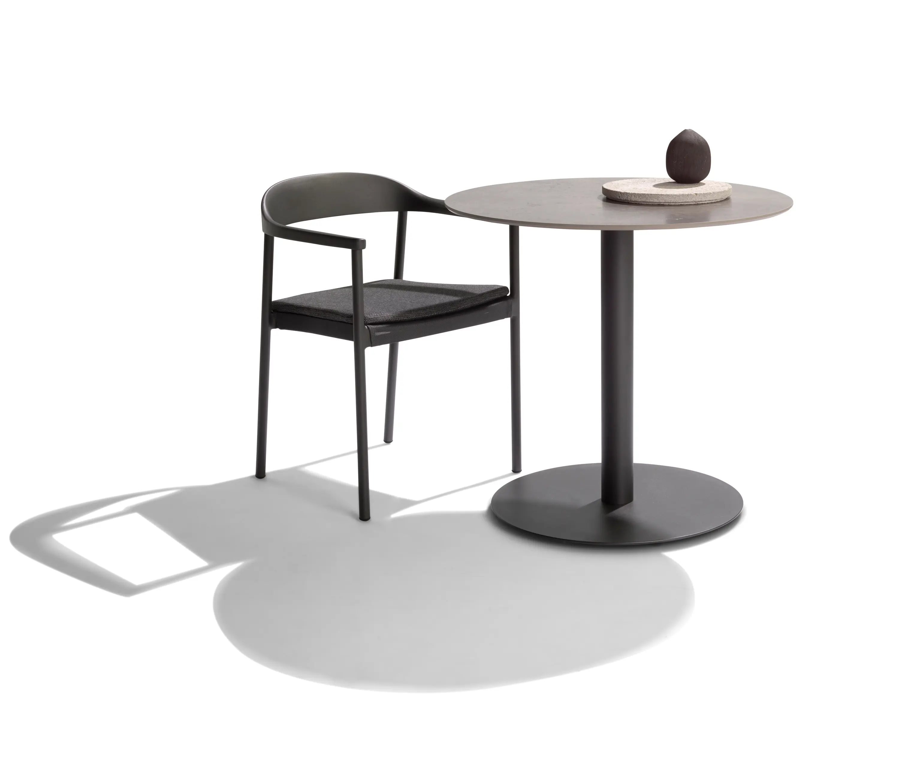 T-TABLE DINING TABLE DIA90 - H75 - Dining tables from Tribù | Architonic