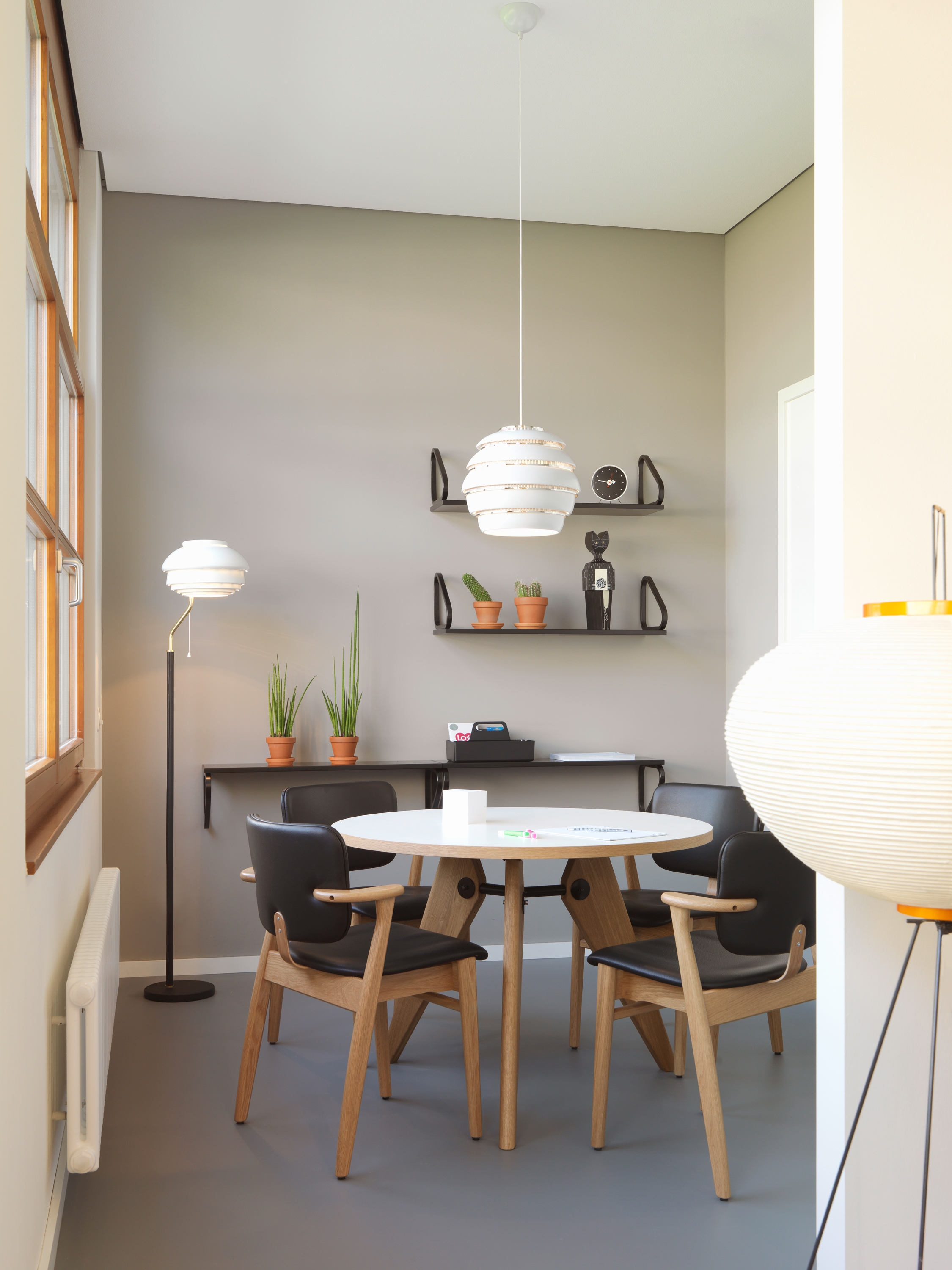 AKARI UF4-L10 - Free-standing lights from Vitra | Architonic