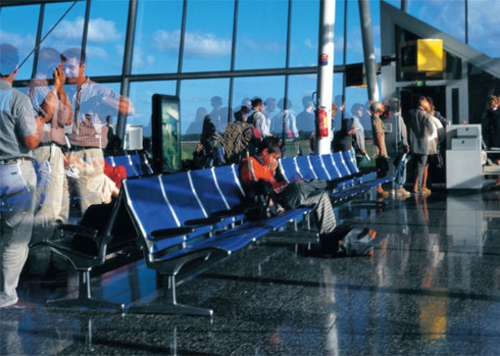 EAMES TANDEM SEATING - Benches from Vitra | Architonic