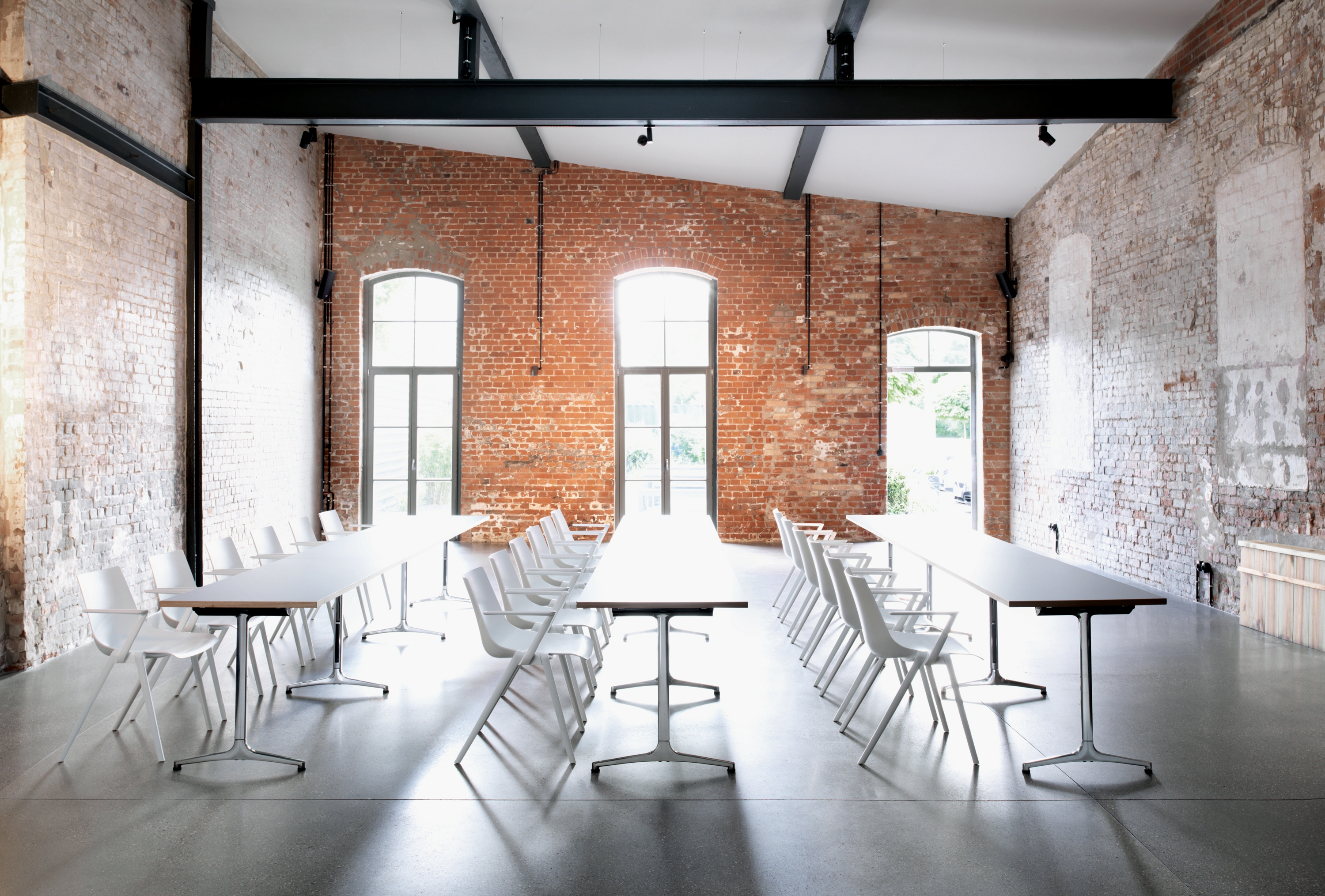 MAX - Contract tables from Wilkhahn | Architonic