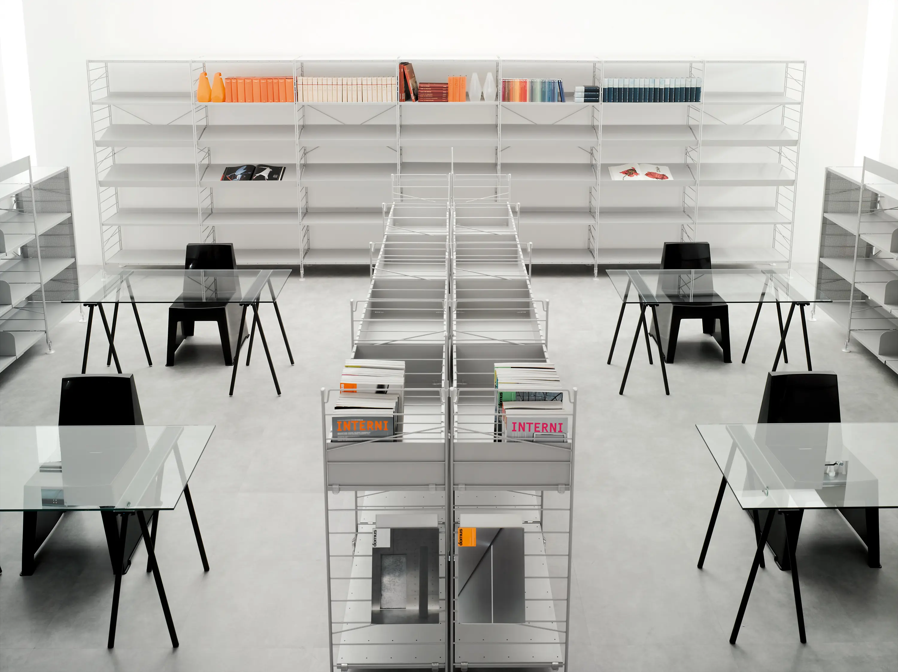 FESTIVAL PROFESSIONAL – Estantería de CASAMANIA & HORM | Architonic
