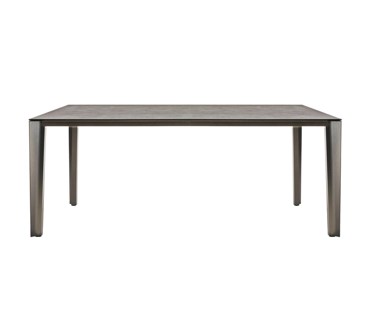 SKIN | TABLE - Dining tables from Desalto | Architonic