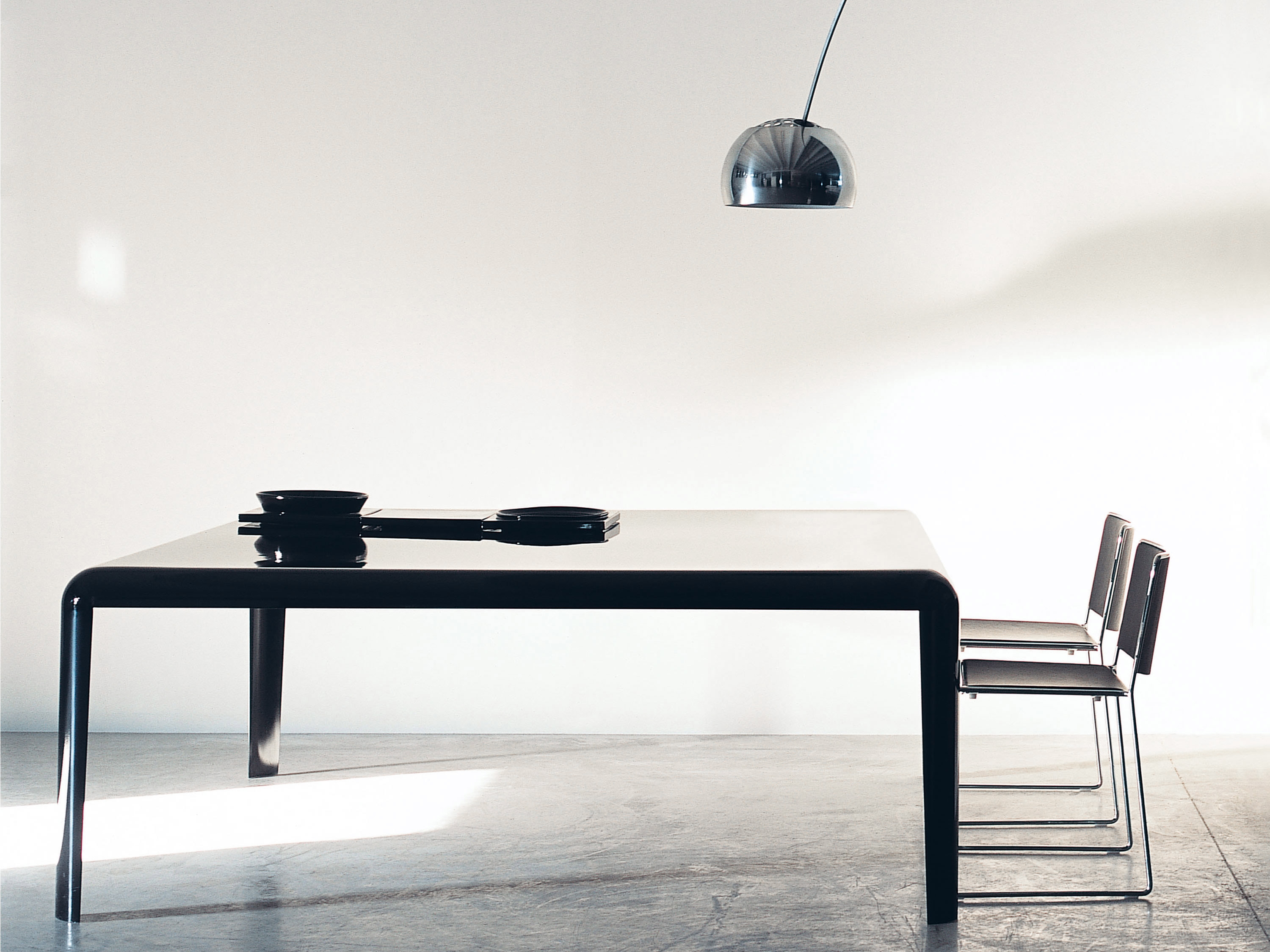 FERRO - Dining tables from PORRO | Architonic