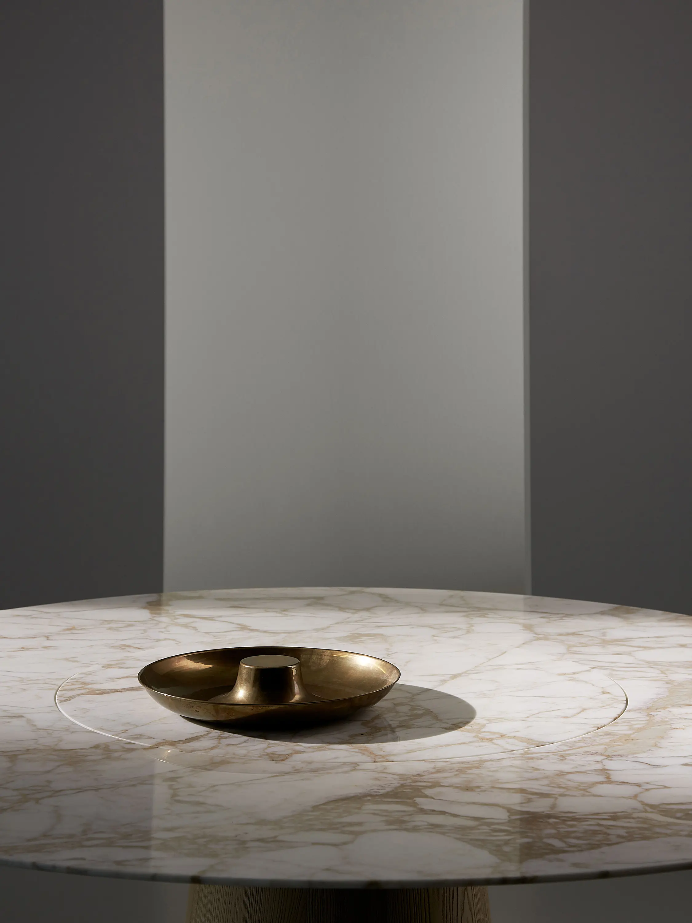 MATERIC - Dining tables from PORRO | Architonic