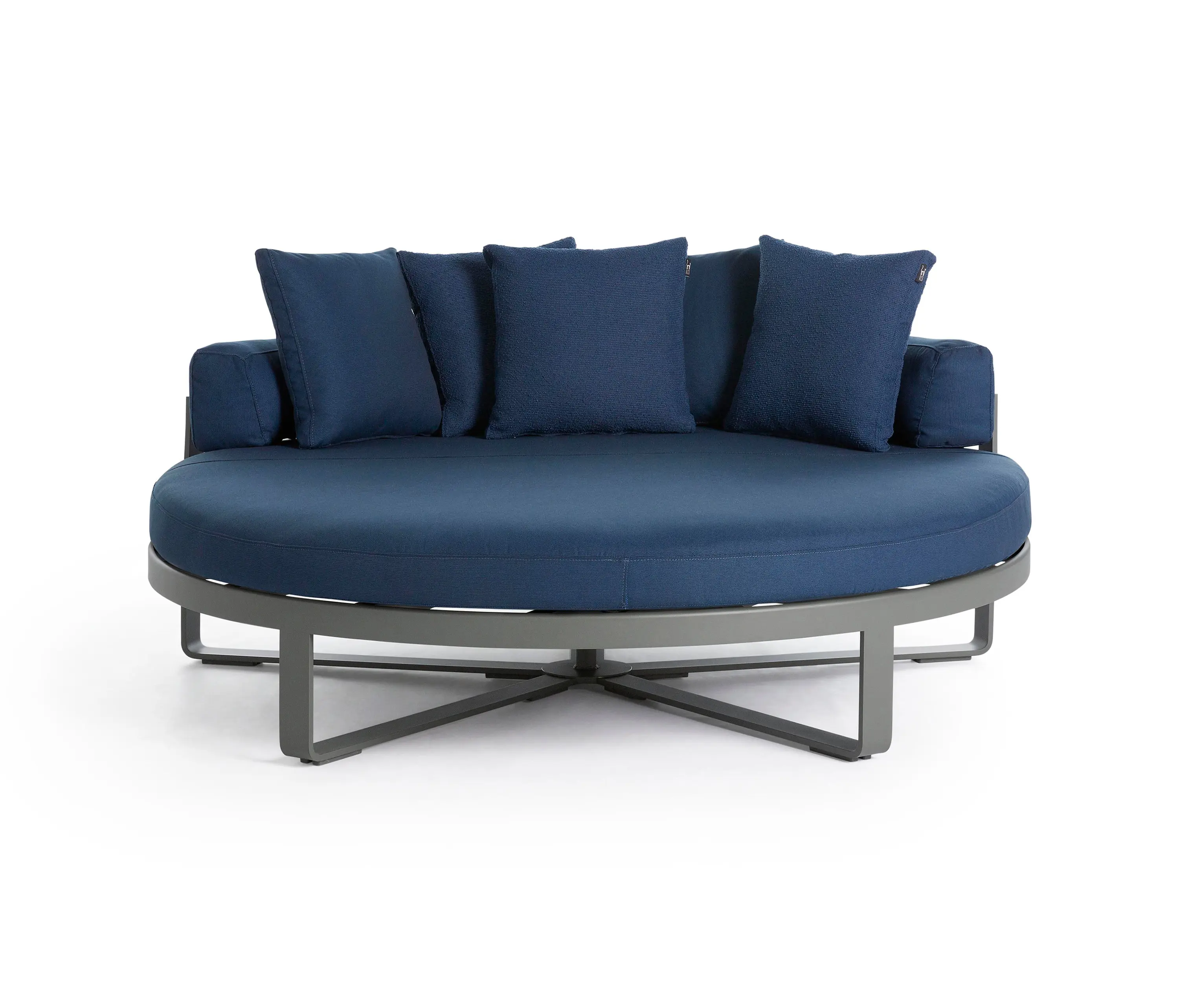FLAT ROUND CHILL BED - Sun loungers from GANDIABLASCO | Architonic