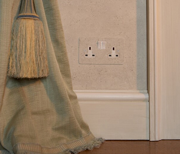 UNLACQUERED BRASS SINGLE 13AMP SOCKET - British sockets from Forbes ...