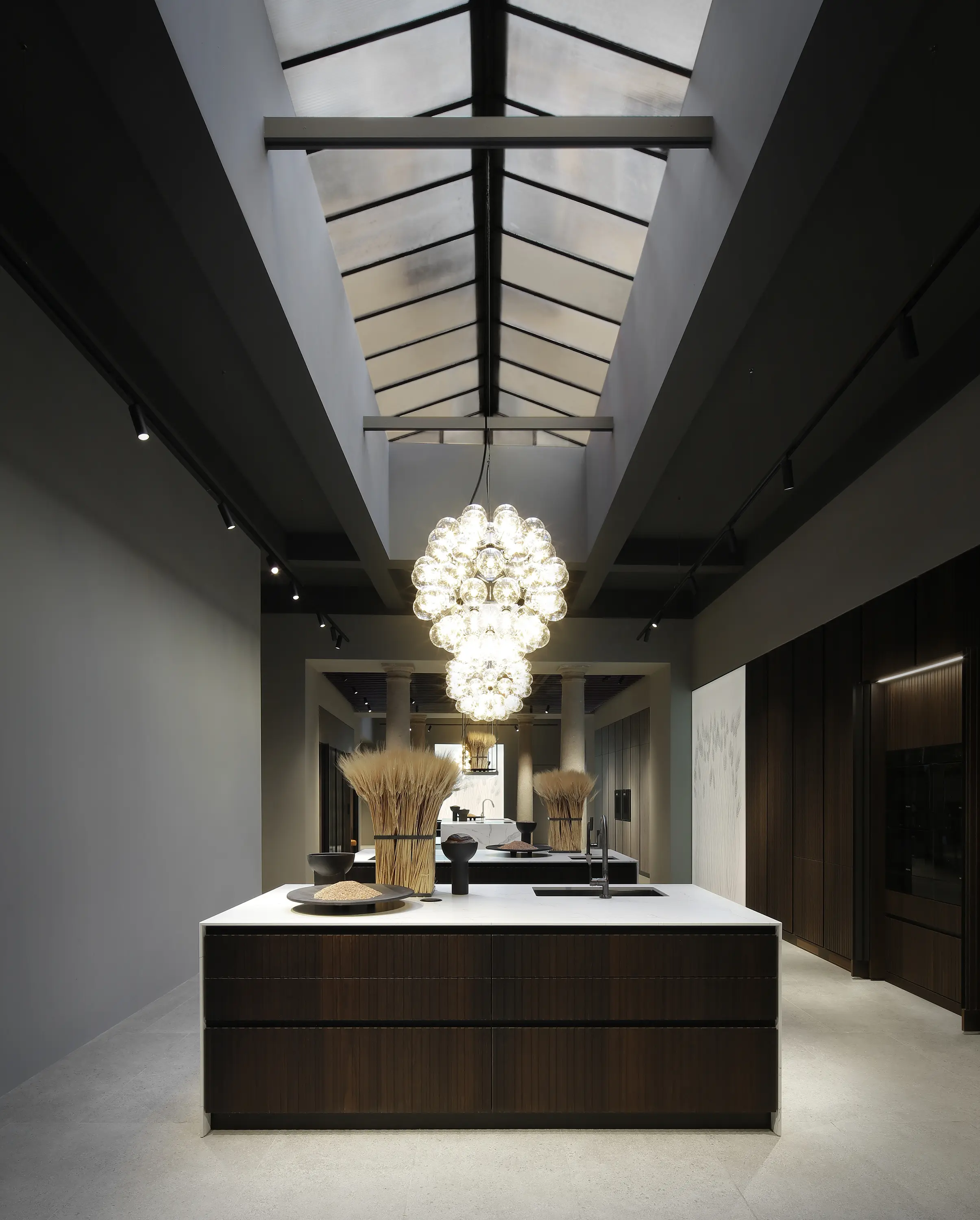 THEA, STAVE DOOR – Cocinas isla de Arclinea | Architonic