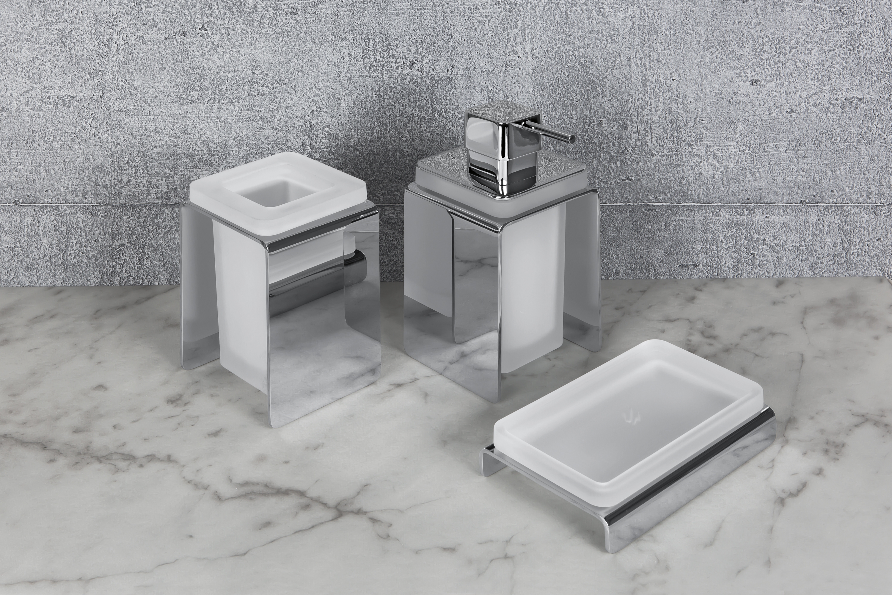 SOAP DISPENSER - Soap dispensers from COLOMBO DESIGN | Architonic