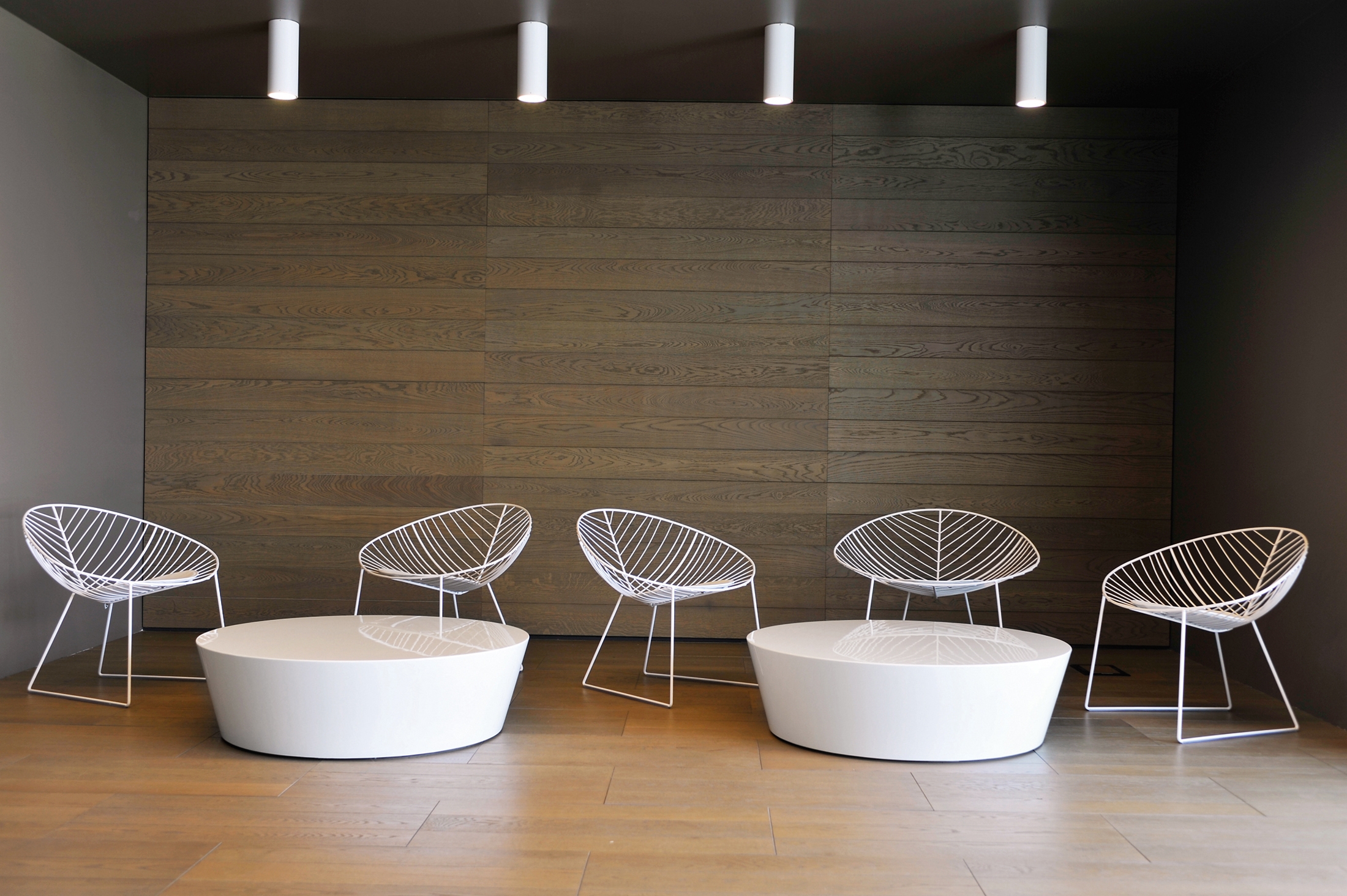 LEAF - STACKABLE - Chairs from Arper | Architonic