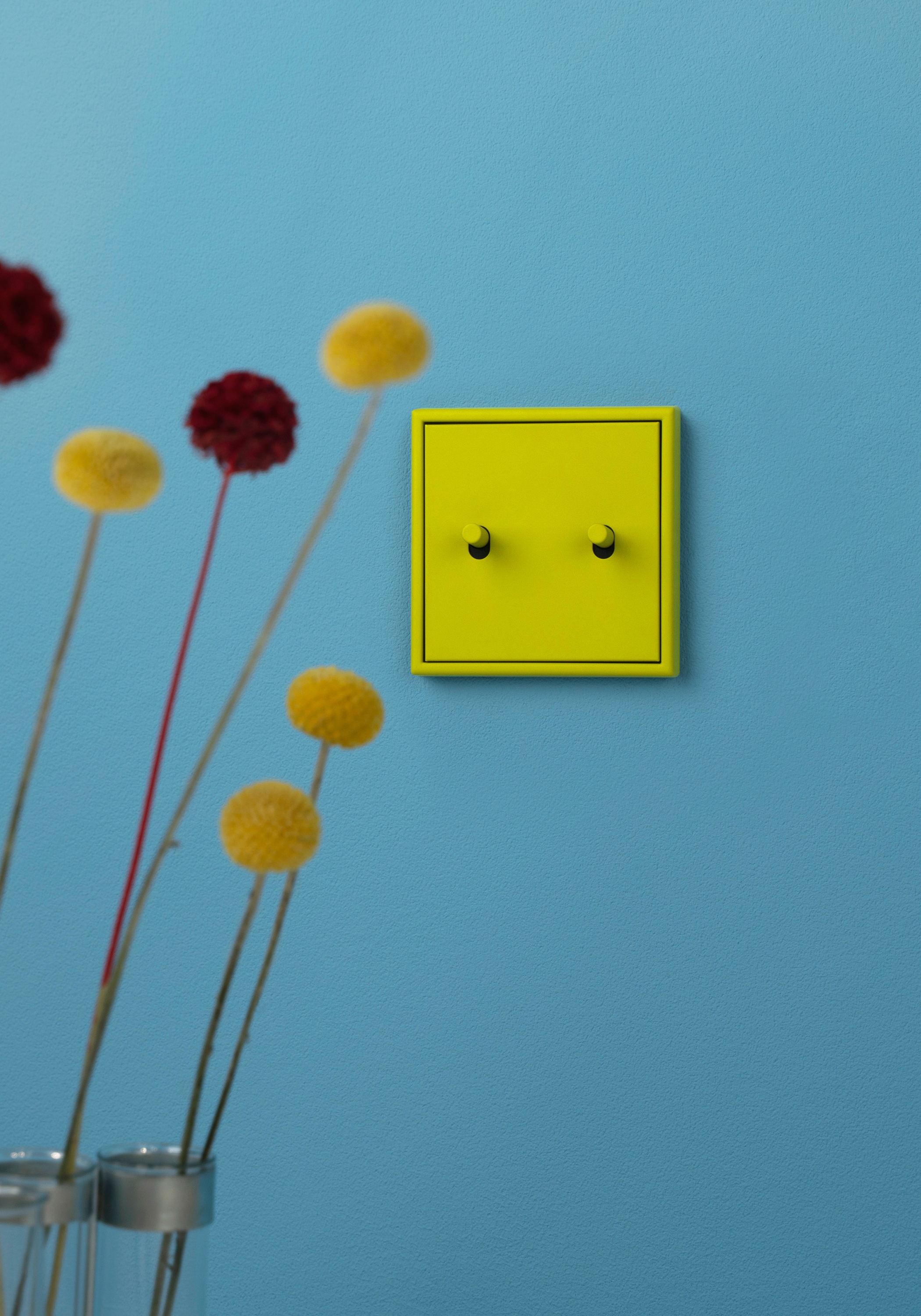 LS 1912 | SWITCH IN CLASSIC BRASS - Toggle switches from JUNG | Architonic