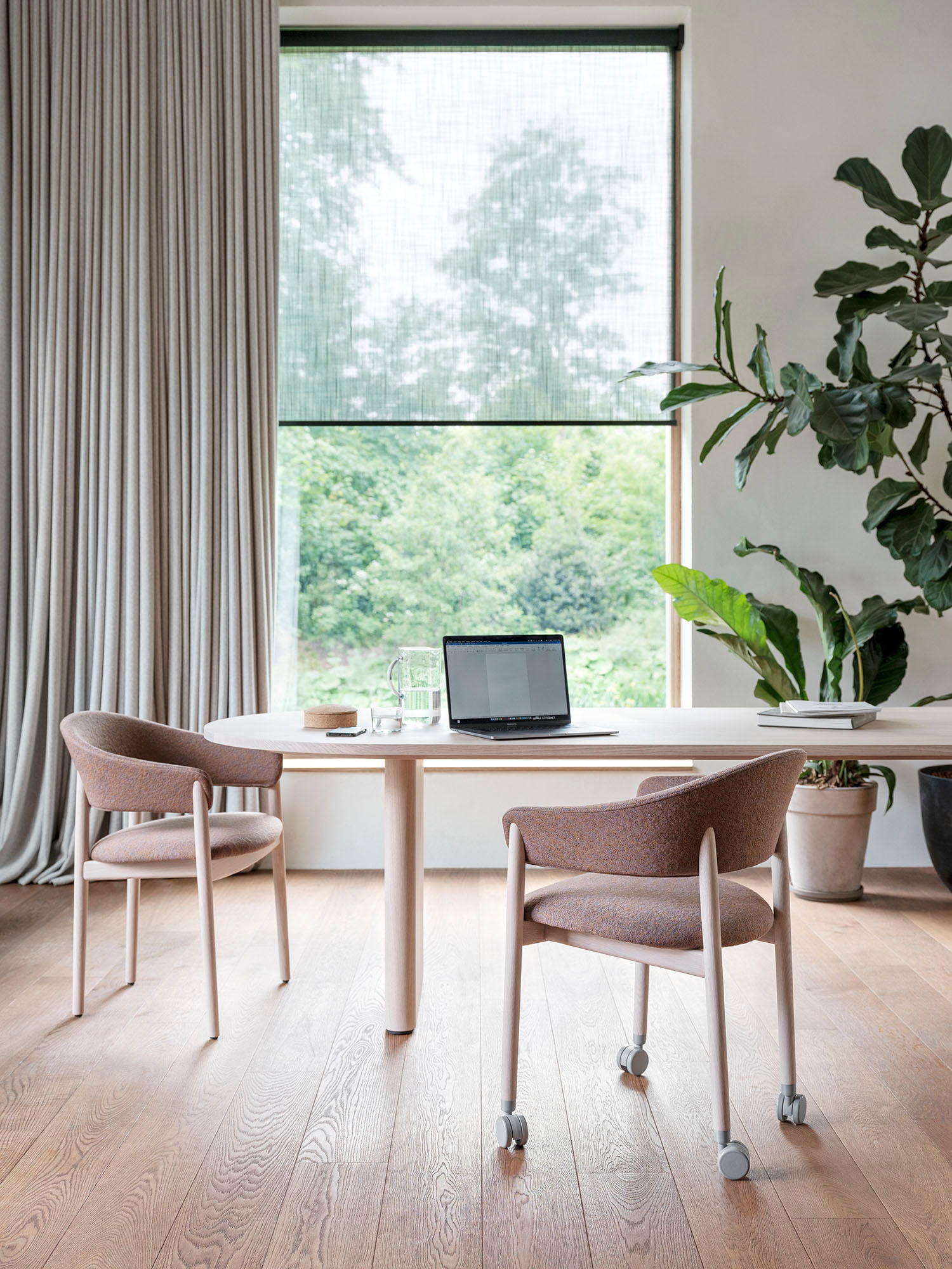 KAMI OVAL 2 CONNECTED – Dining tables de Arco | Architonic