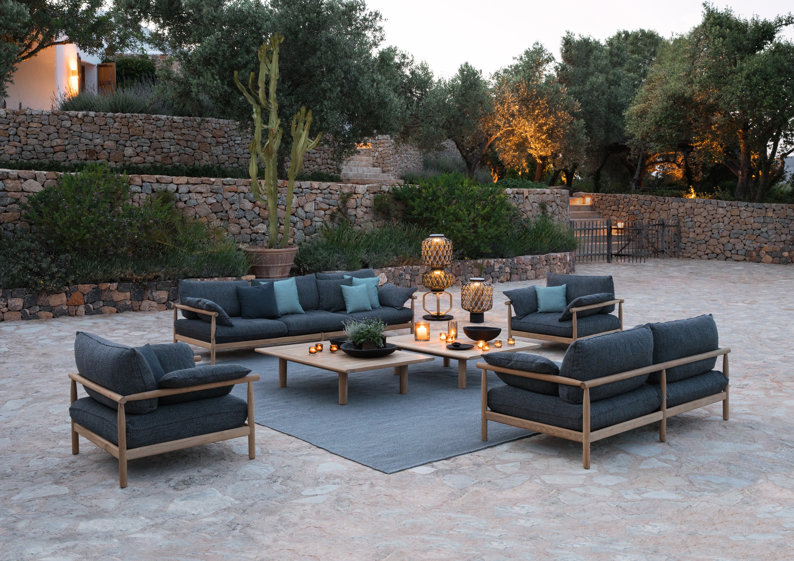 TIBBO BEACH CHAIR - Sun loungers from DEDON | Architonic