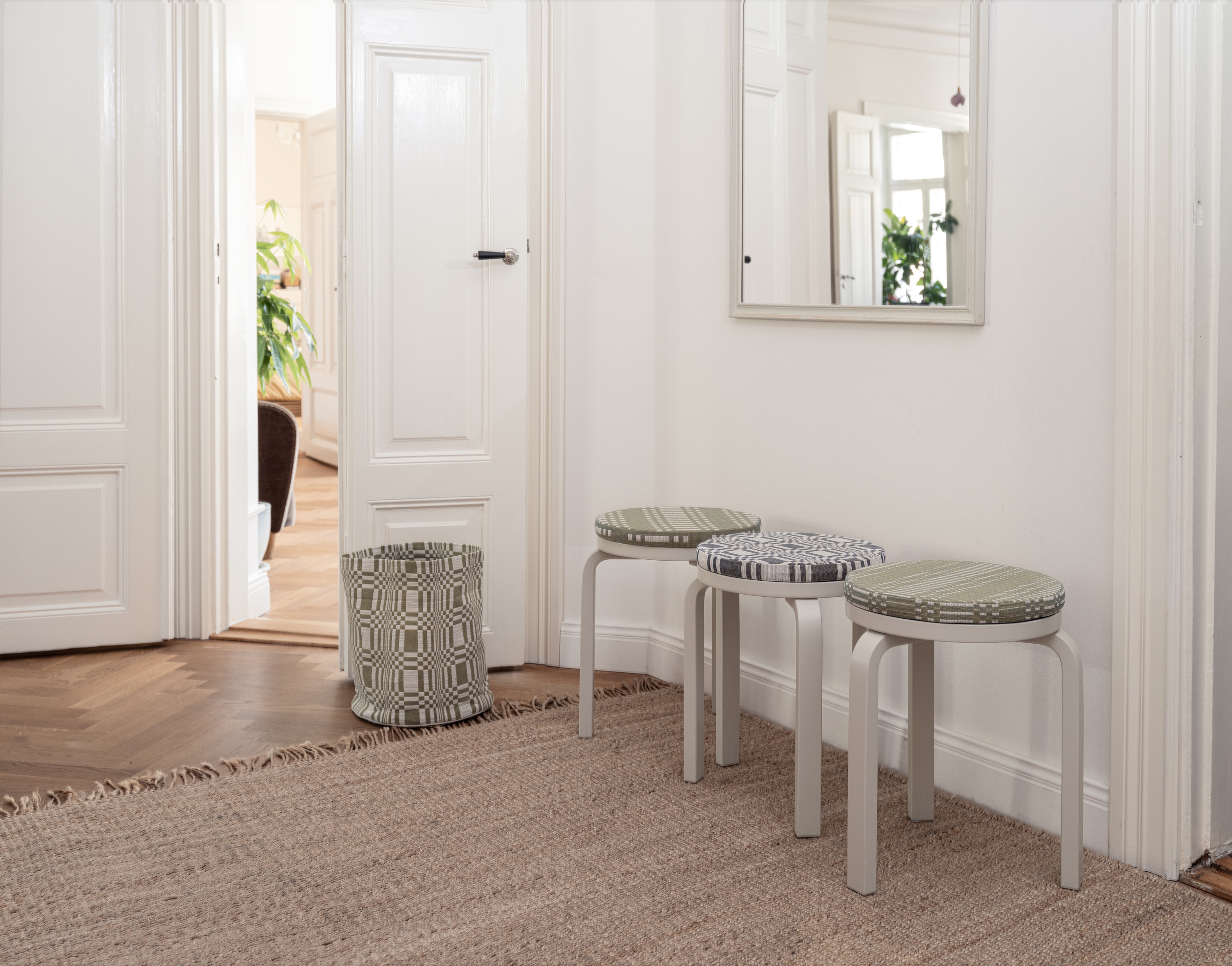 DISCUSHION HELIOS ALMOND - Seat cushions from Johanna Gullichsen | Architonic