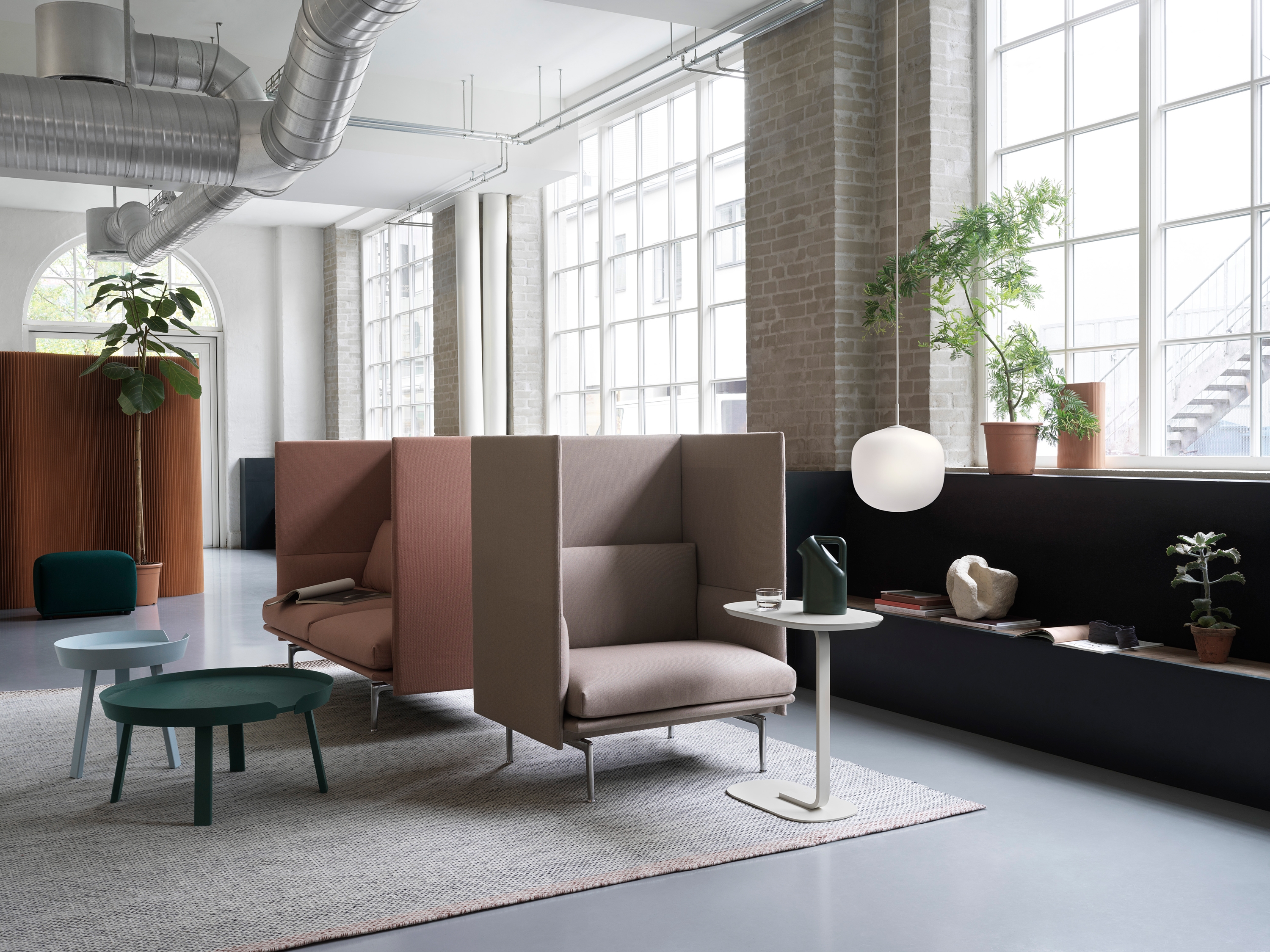 OUTLINE HIGHBACK | CABIN W. TABLE – Work booth de Muuto | Architonic