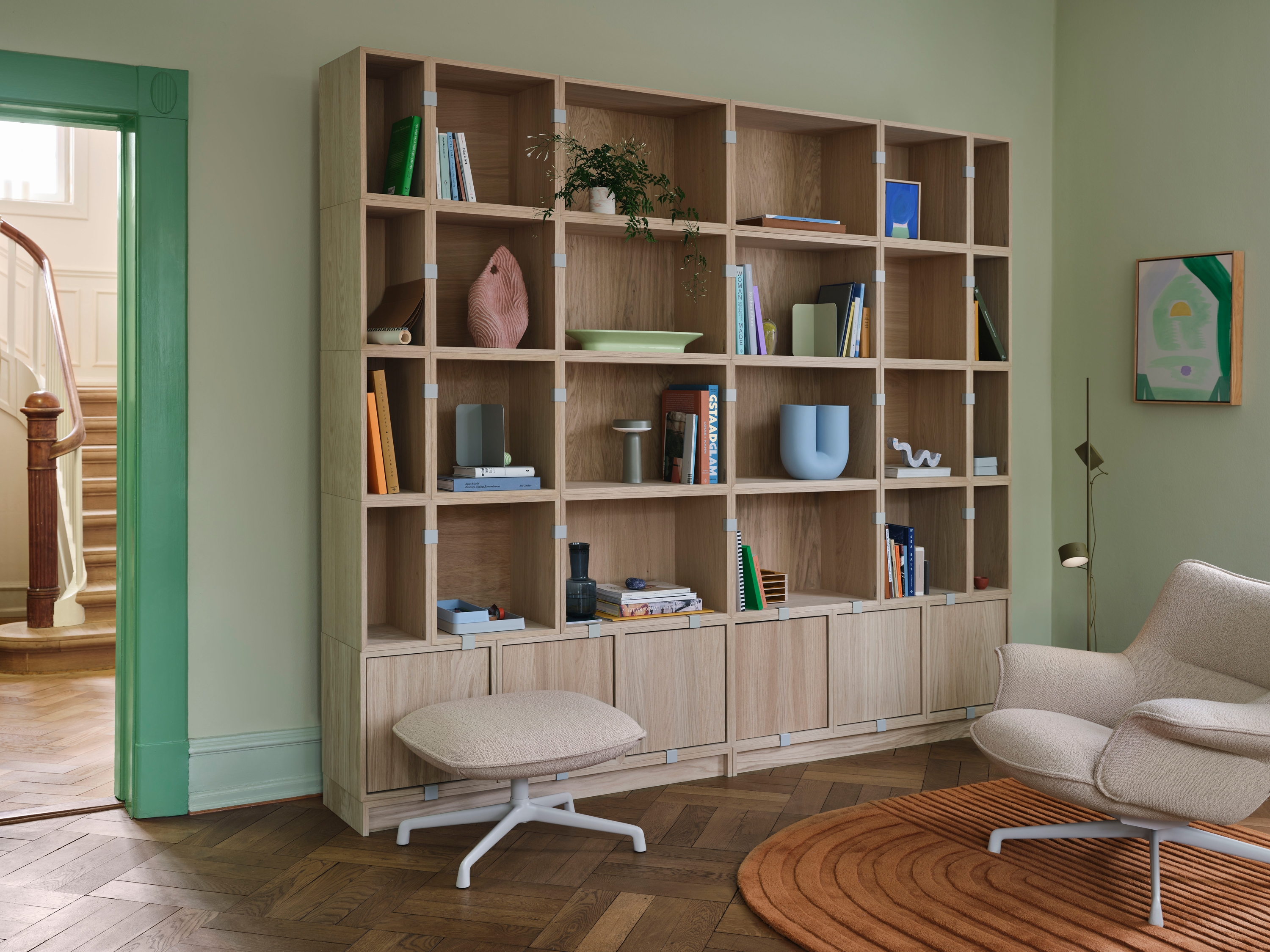 STACKED STORAGE SYSTEM | LARGE WITH BACKBOARD - Shelving from Muuto ...