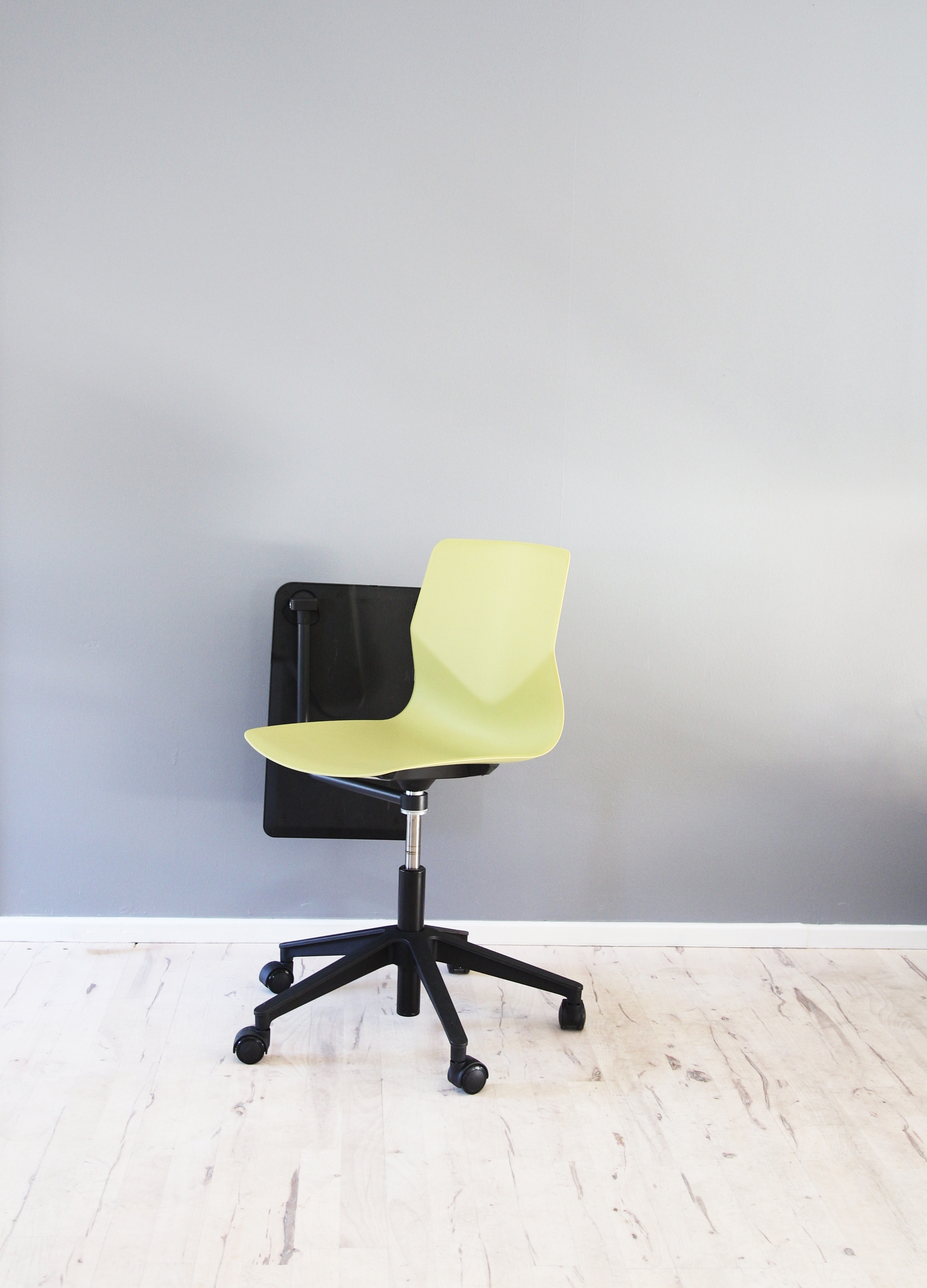 FOURSURE® 66 - Office chairs from Ocee & Four Design | Architonic