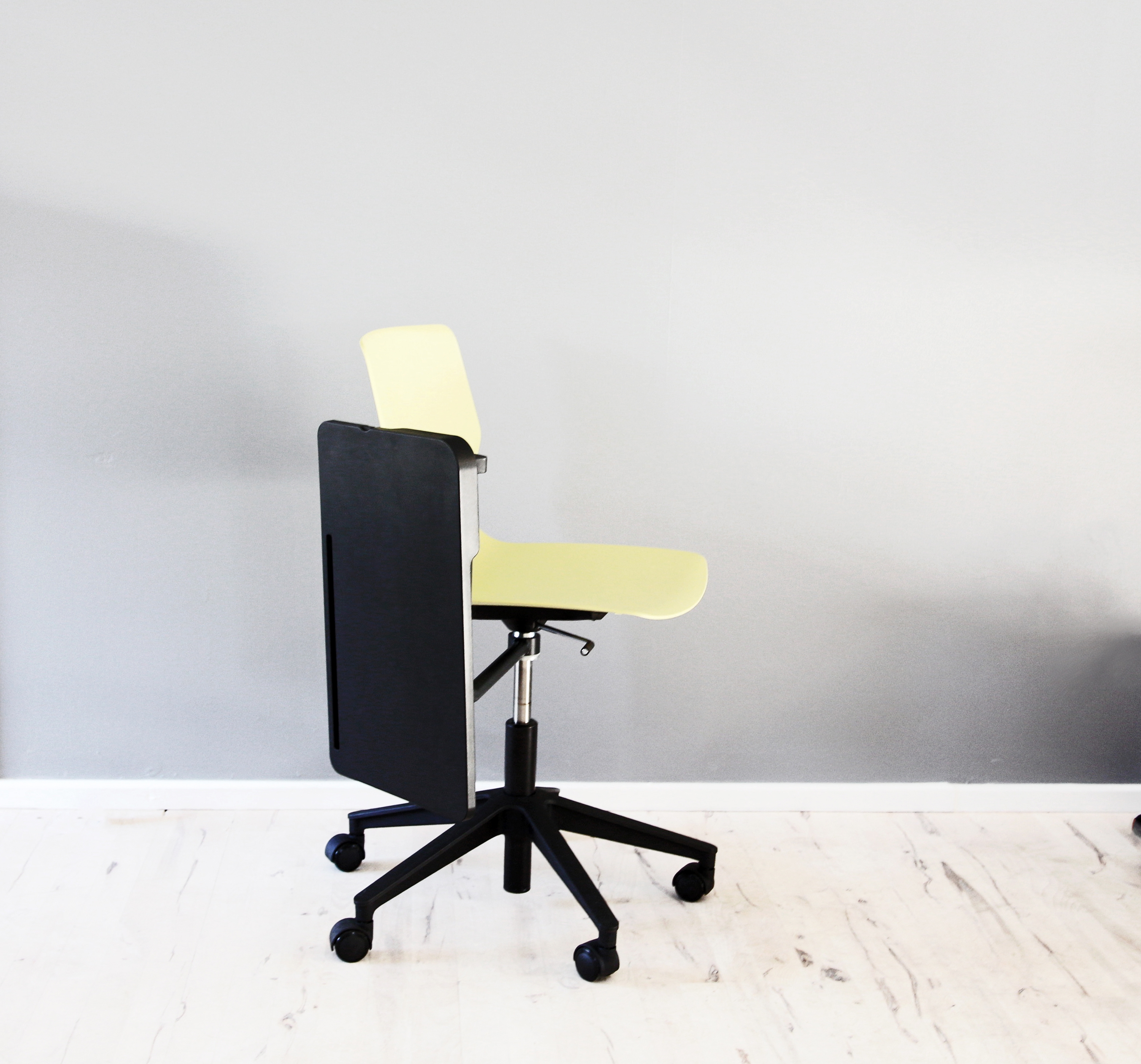FOURSURE® 66 - Office chairs from Ocee & Four Design | Architonic