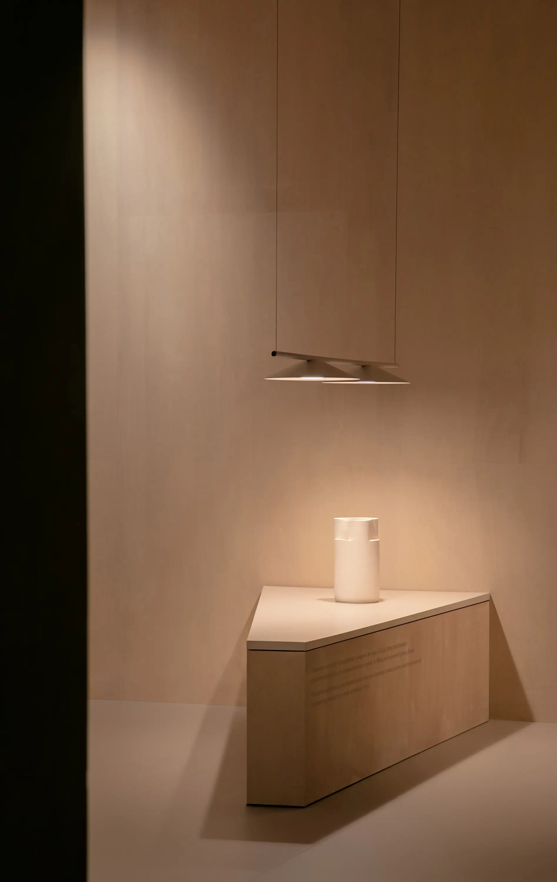 CIRCUS SOLO 0196 PENDANT LAMP - Suspended lights from Vibia | Architonic