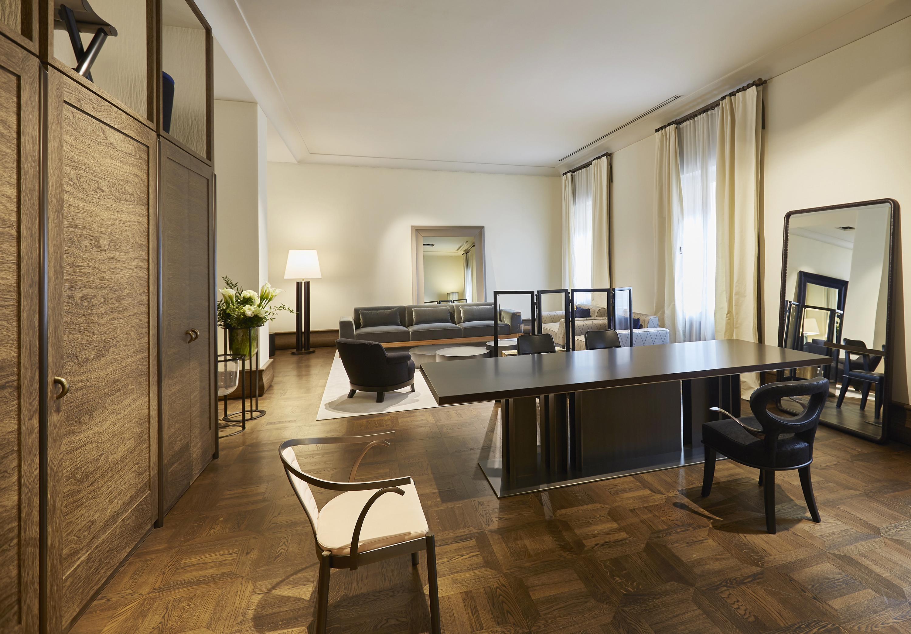 MOKA CHAIR WITH ARMS – Chaises de Promemoria | Architonic