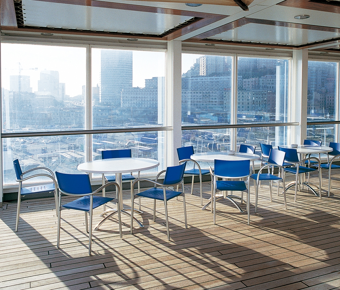BREEZE - Bar stools from Segis | Architonic