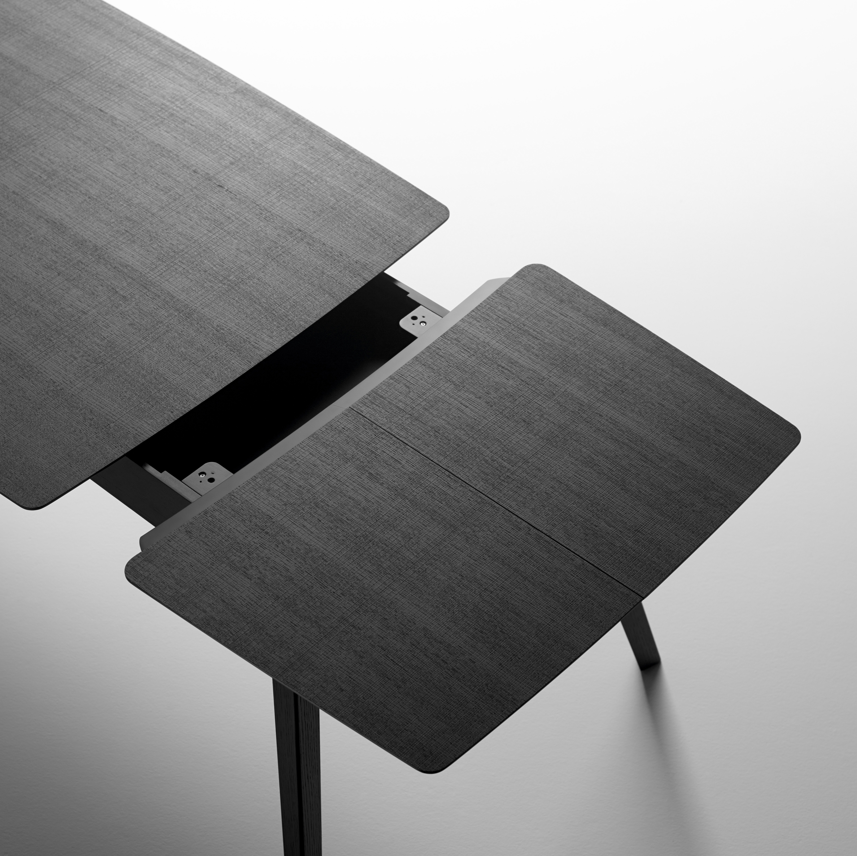 AISE TISCH - Schreibtische von TREKU | Architonic
