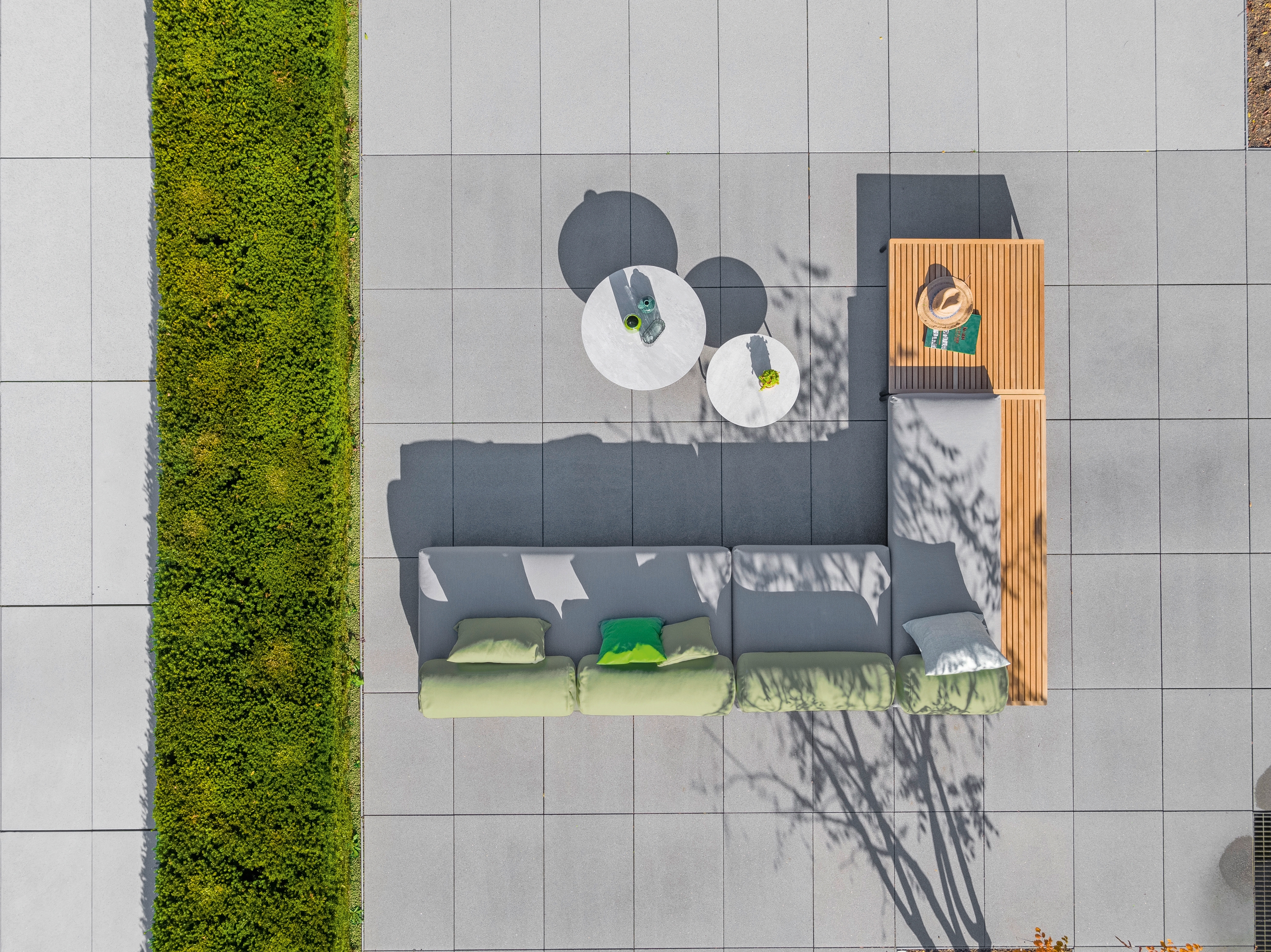 DROP SIDE TABLE ROUND 80CM - Side tables from Fischer Möbel | Architonic