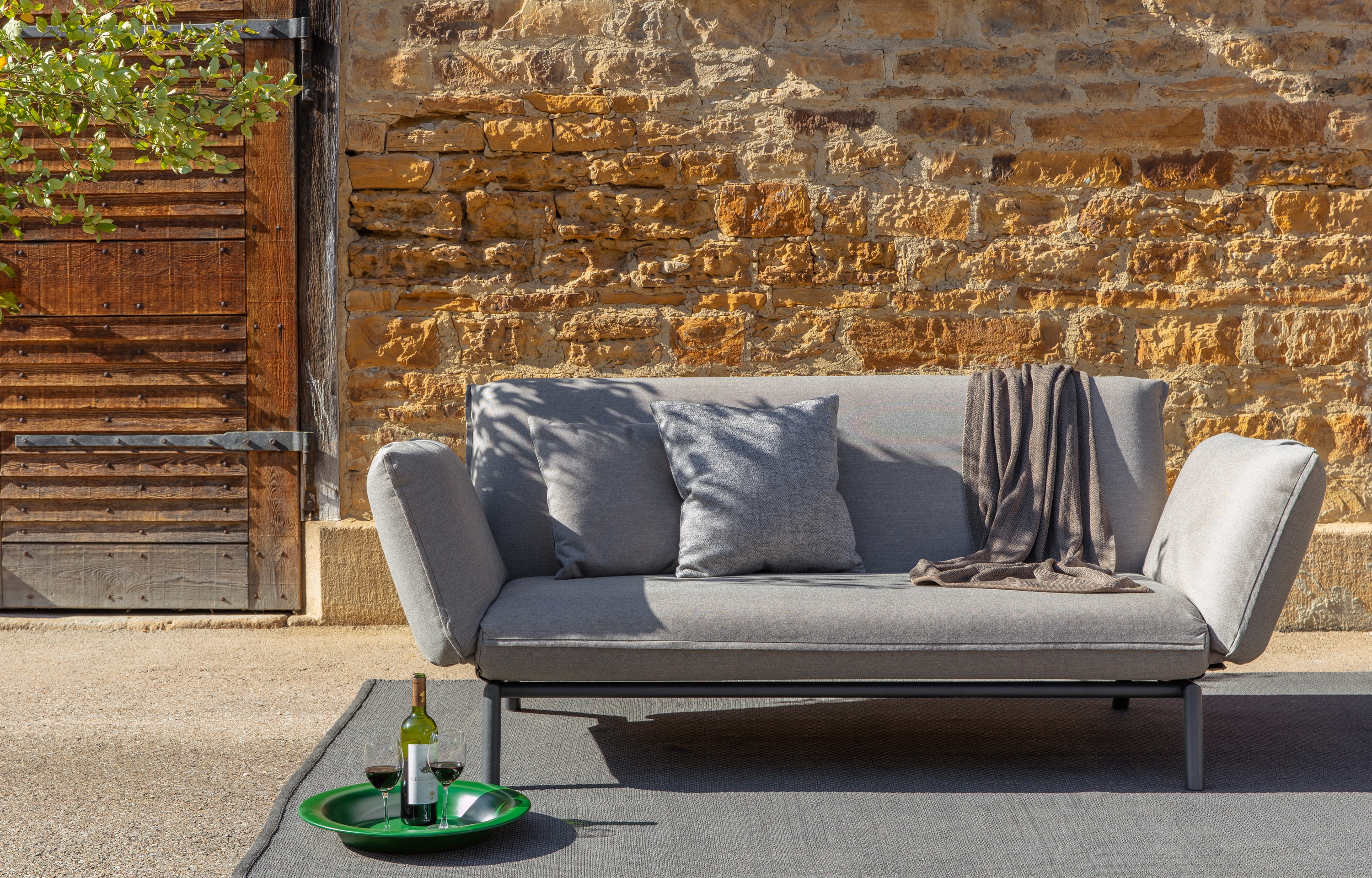LUNA LOUNGE BENCH WITH TUCK - Benches from Fischer Möbel | Architonic
