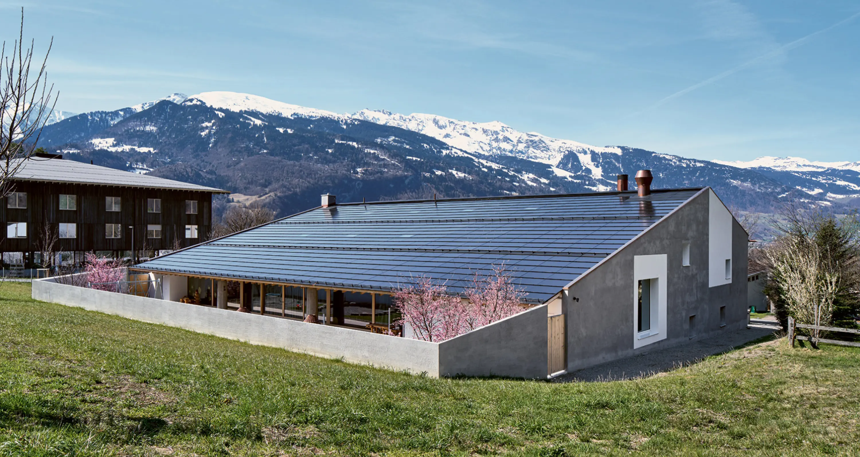 SUNSKIN ROOF - Roofing systems from Swisspearl Schweiz AG | Architonic