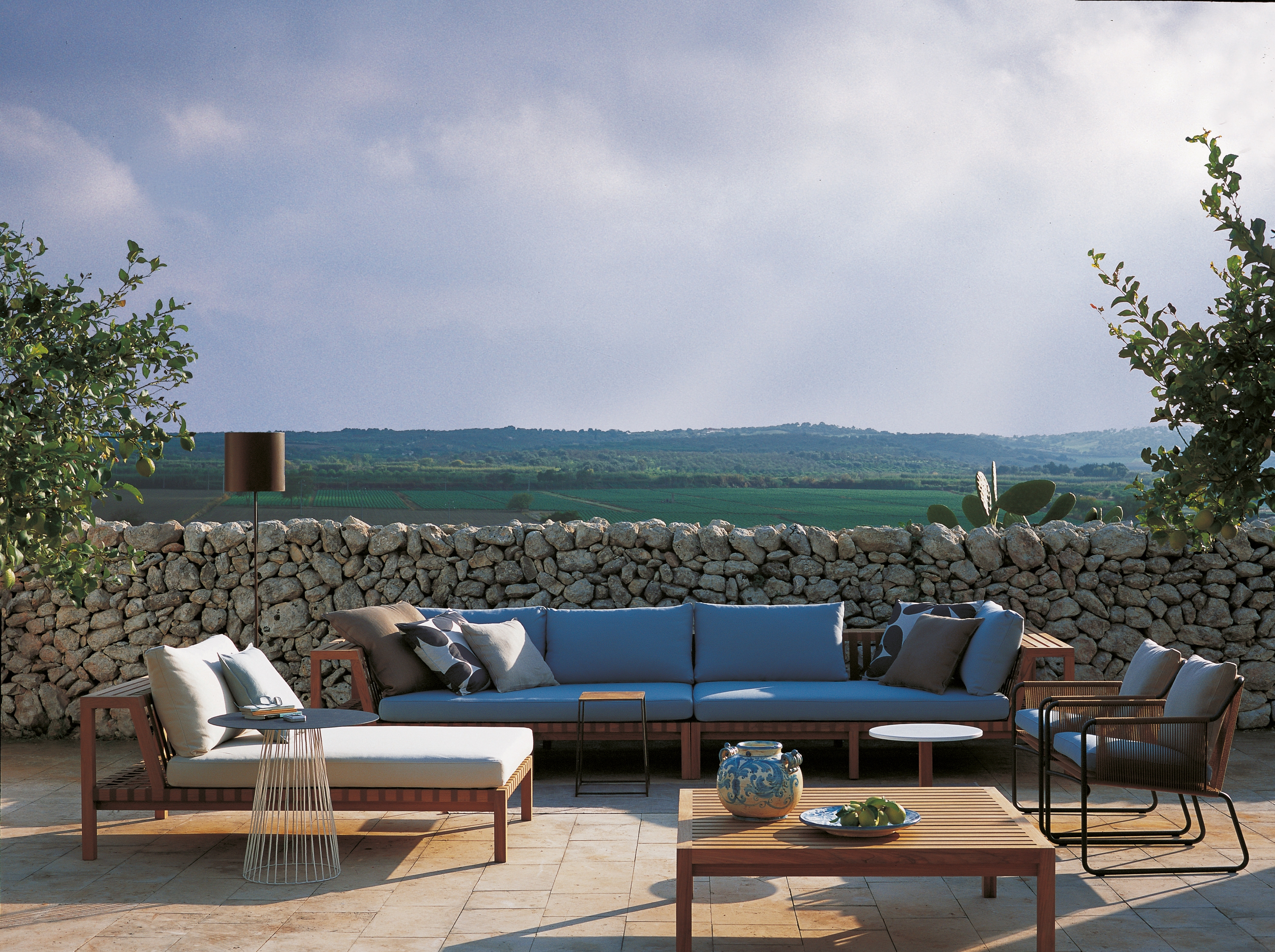 NETWORK 150 BAR STOOL - Bar stools from Roda | Architonic