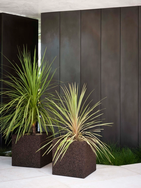 CORTICA 001 PLANTER - Plant pots from Roda | Architonic