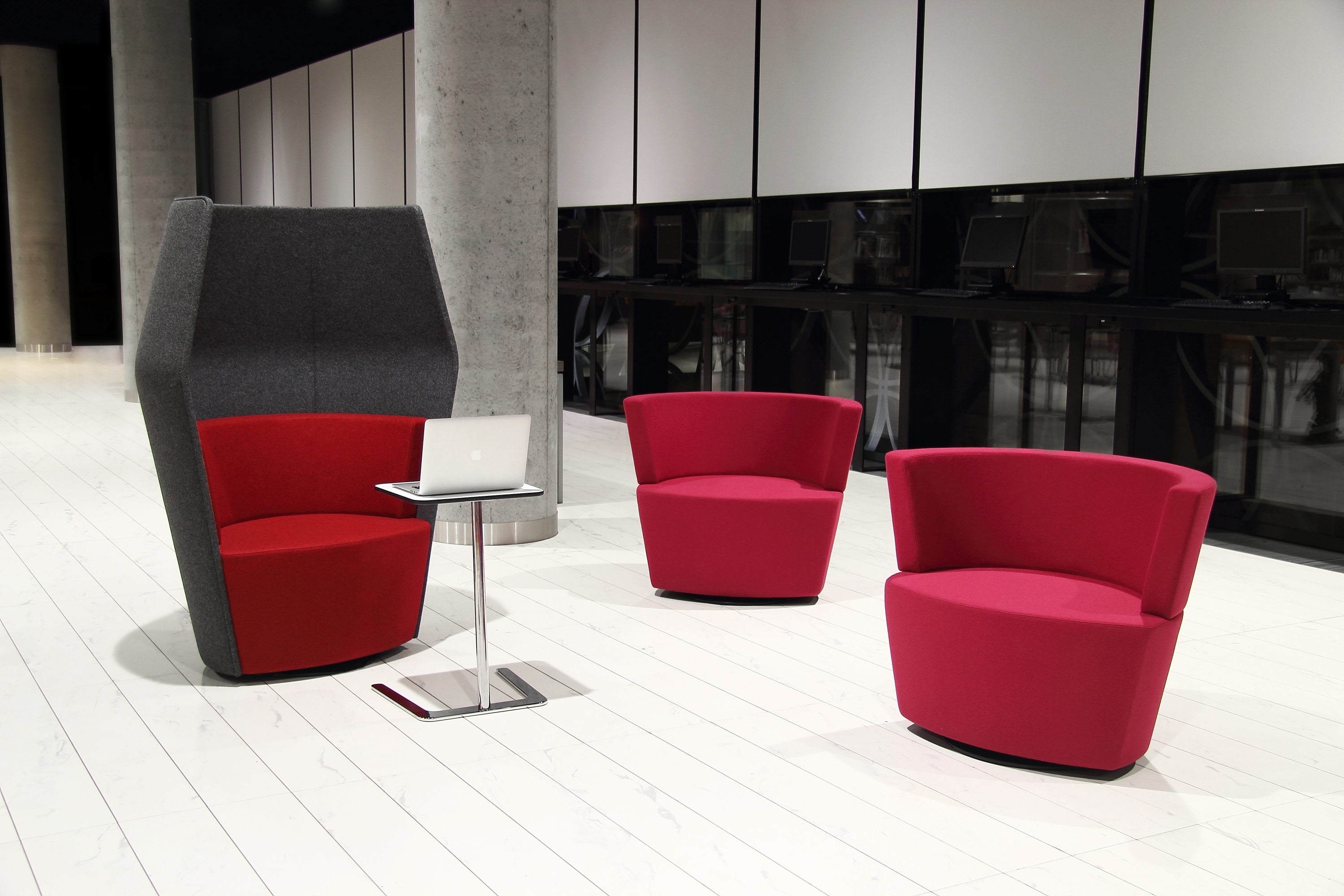 PEEK UPHOLSTERED WITH BOO UNIT - Armchairs from Boss Design | Architonic