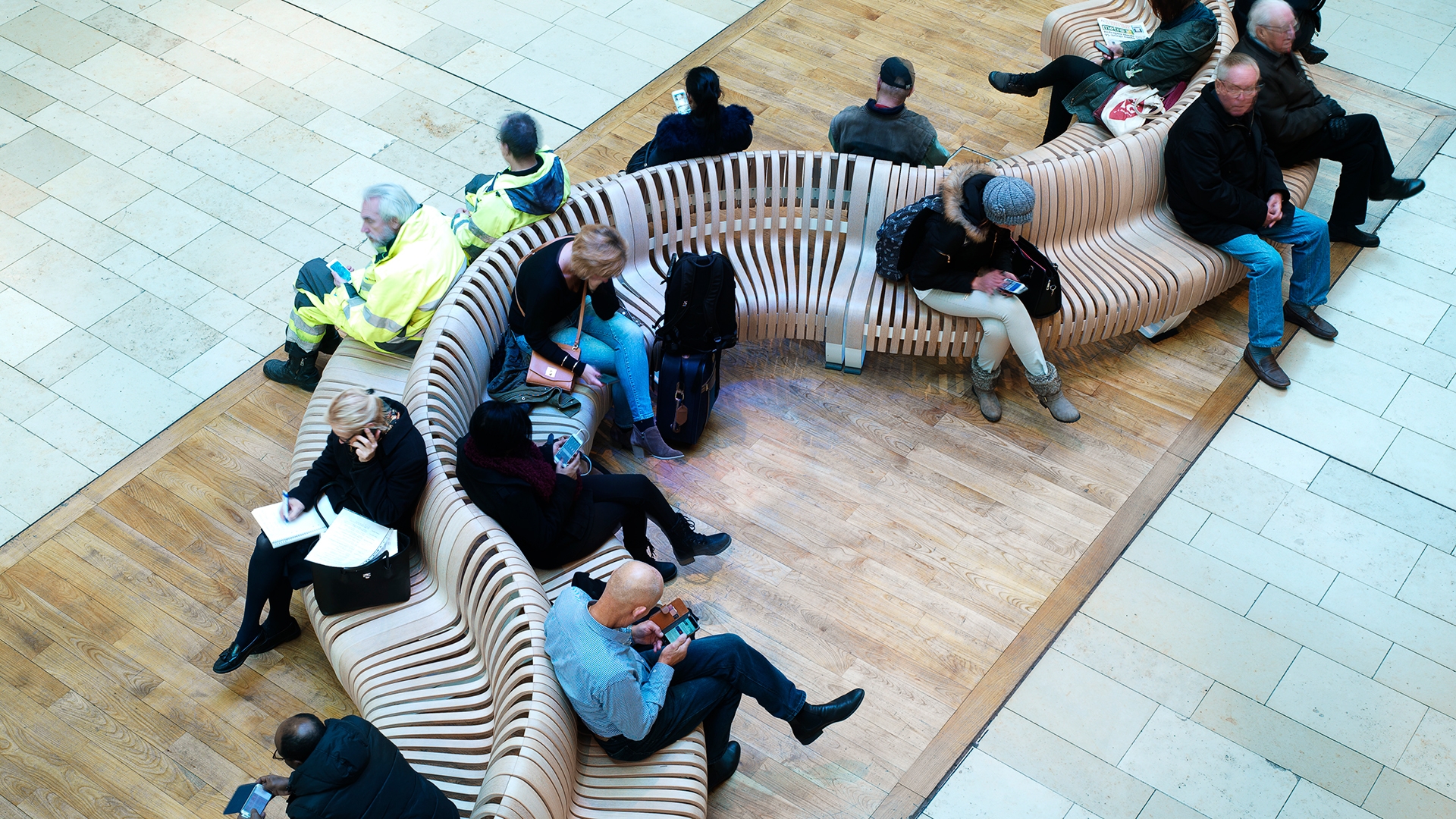 NOVA C BENCH ONDULAR CONFIGURATION - Benches from Green Furniture ...
