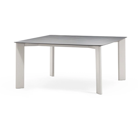 PLINTO TABLE LOW - Dining tables from Varaschin | Architonic